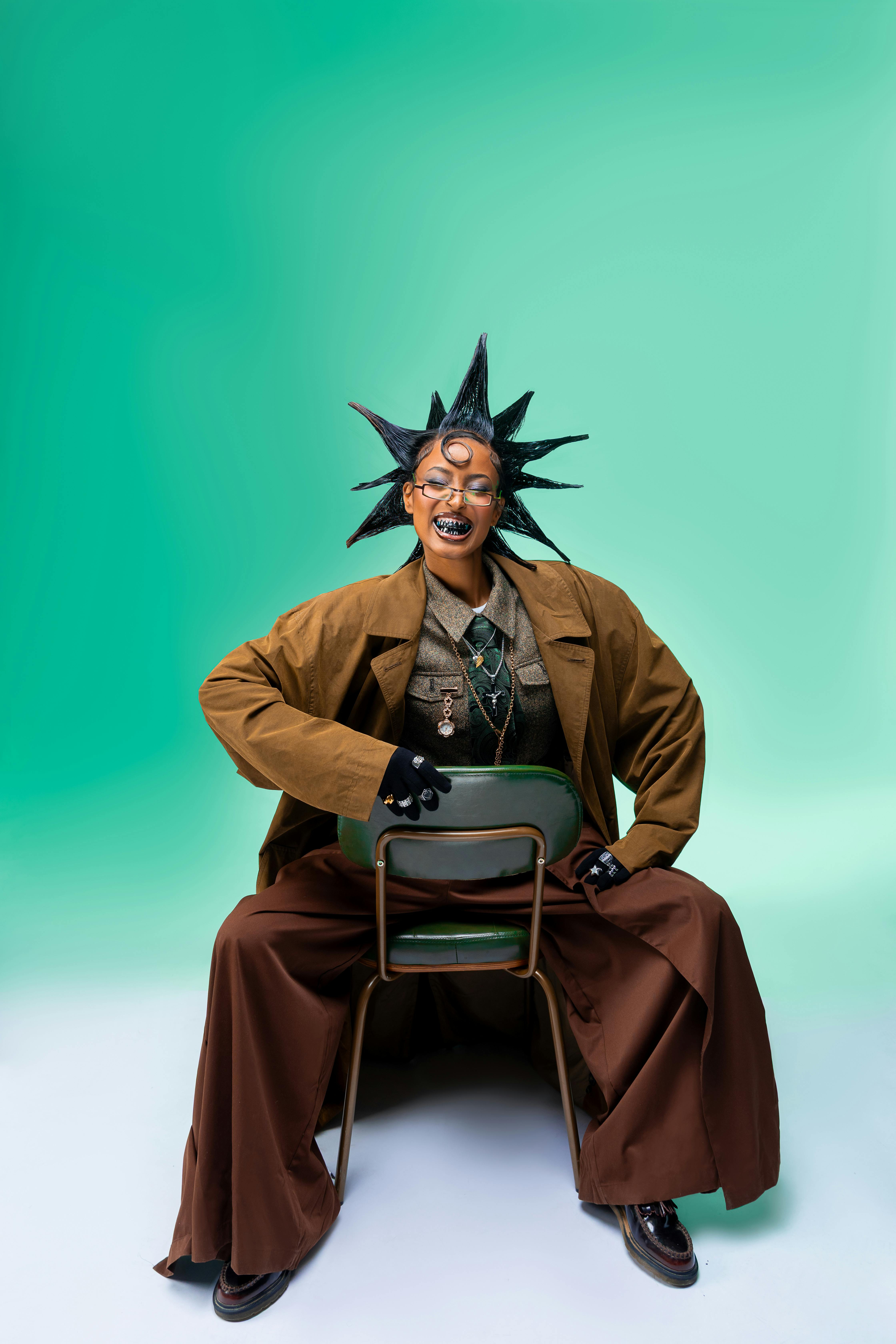 Edgy Fashion Portrait with Bold Style · Free Stock Photo