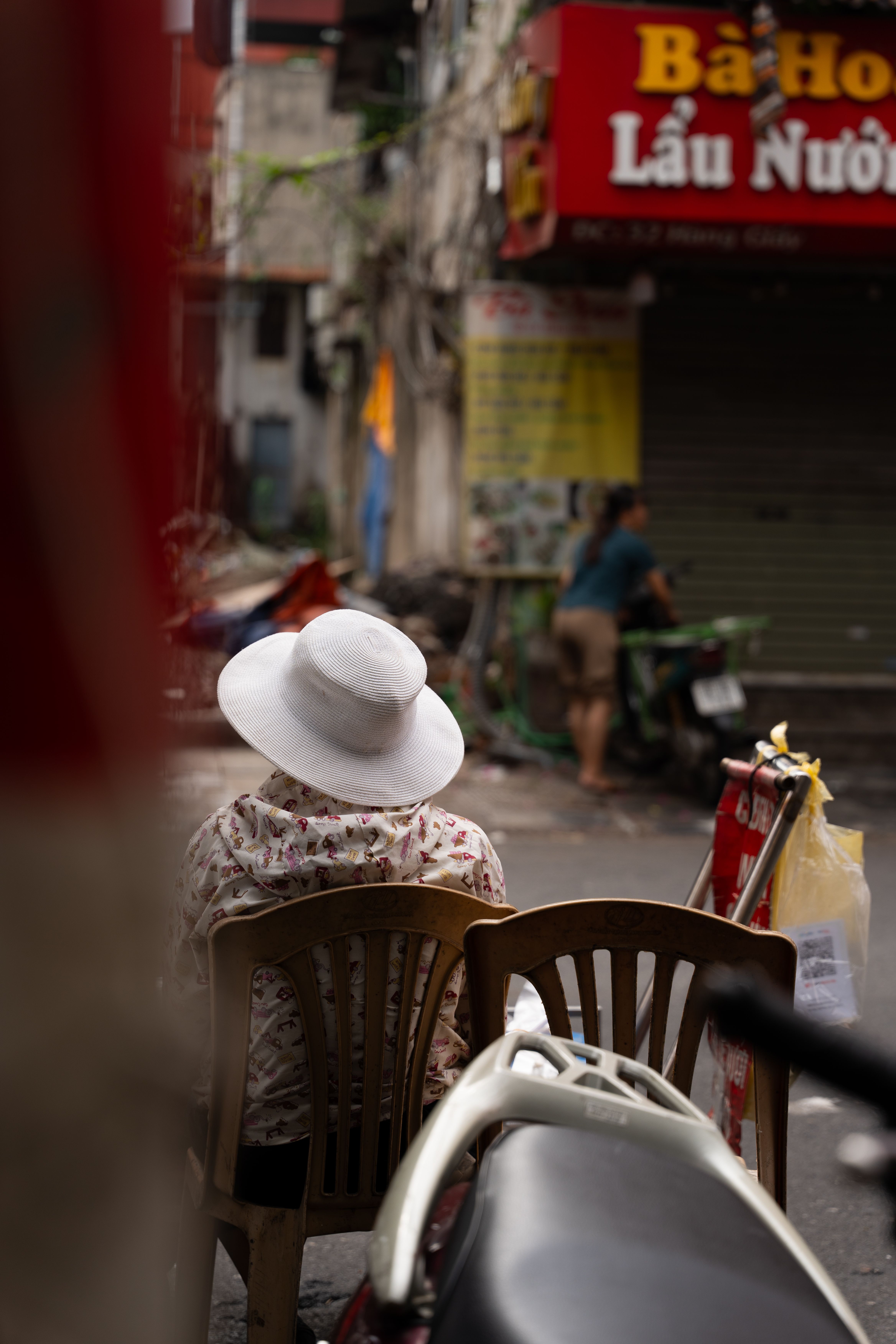 Street Life in Hanoi: A Local Perspective · Free Stock Photo