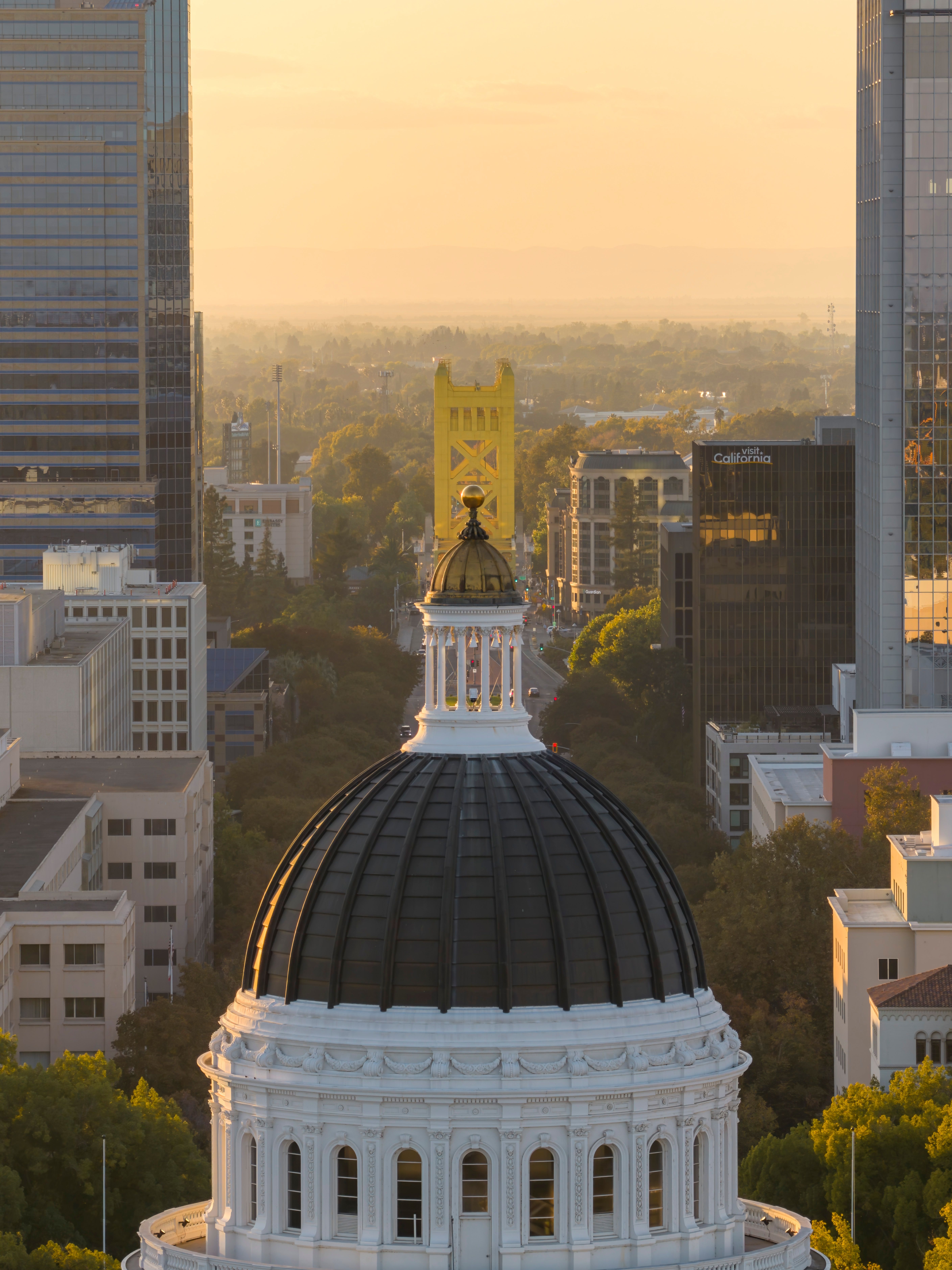 Stunning Sacramento Skyline with Capitol Dome · Free Stock Photo