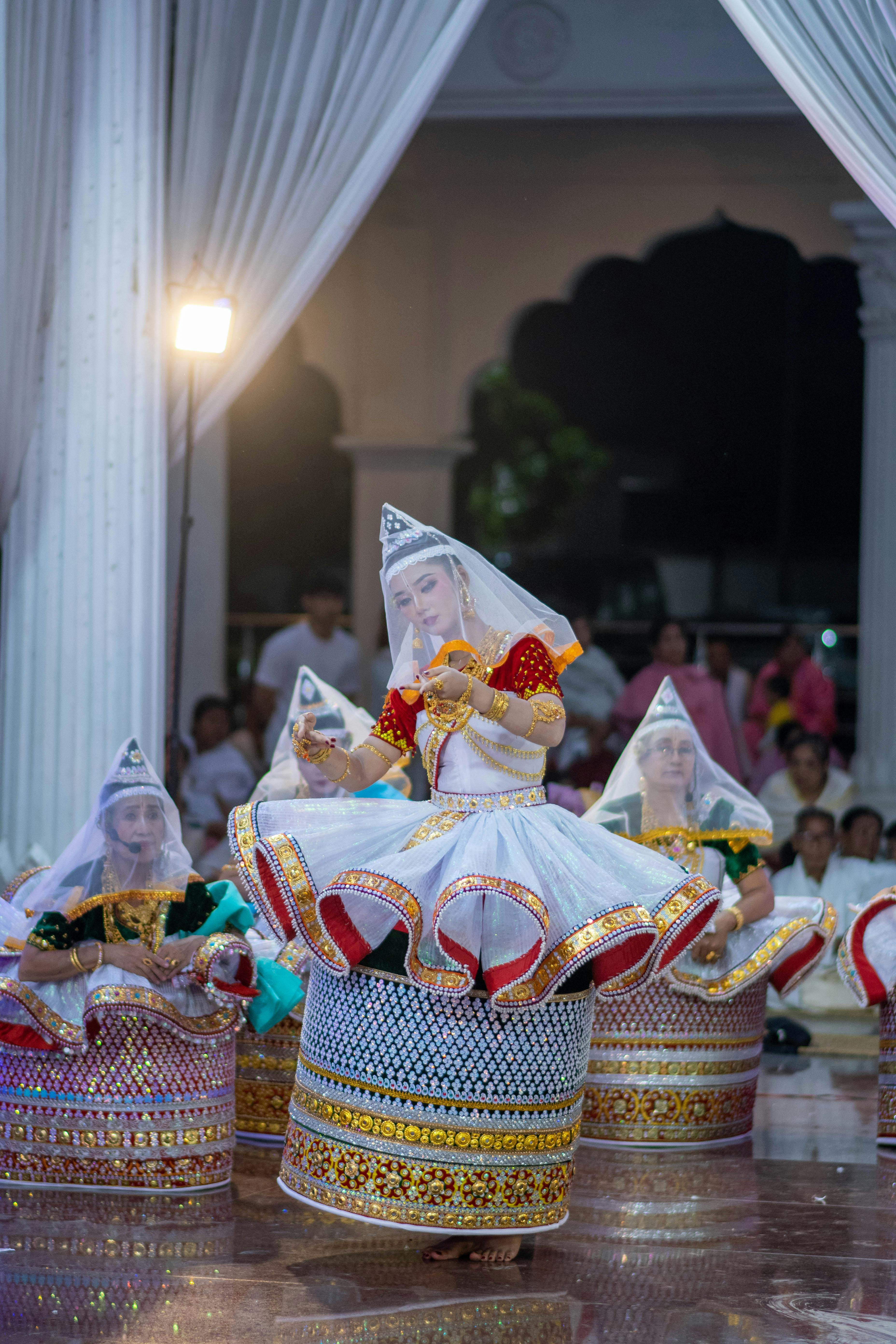 Radha Raman Temple Photos, Download The BEST Free Radha Raman Temple ...