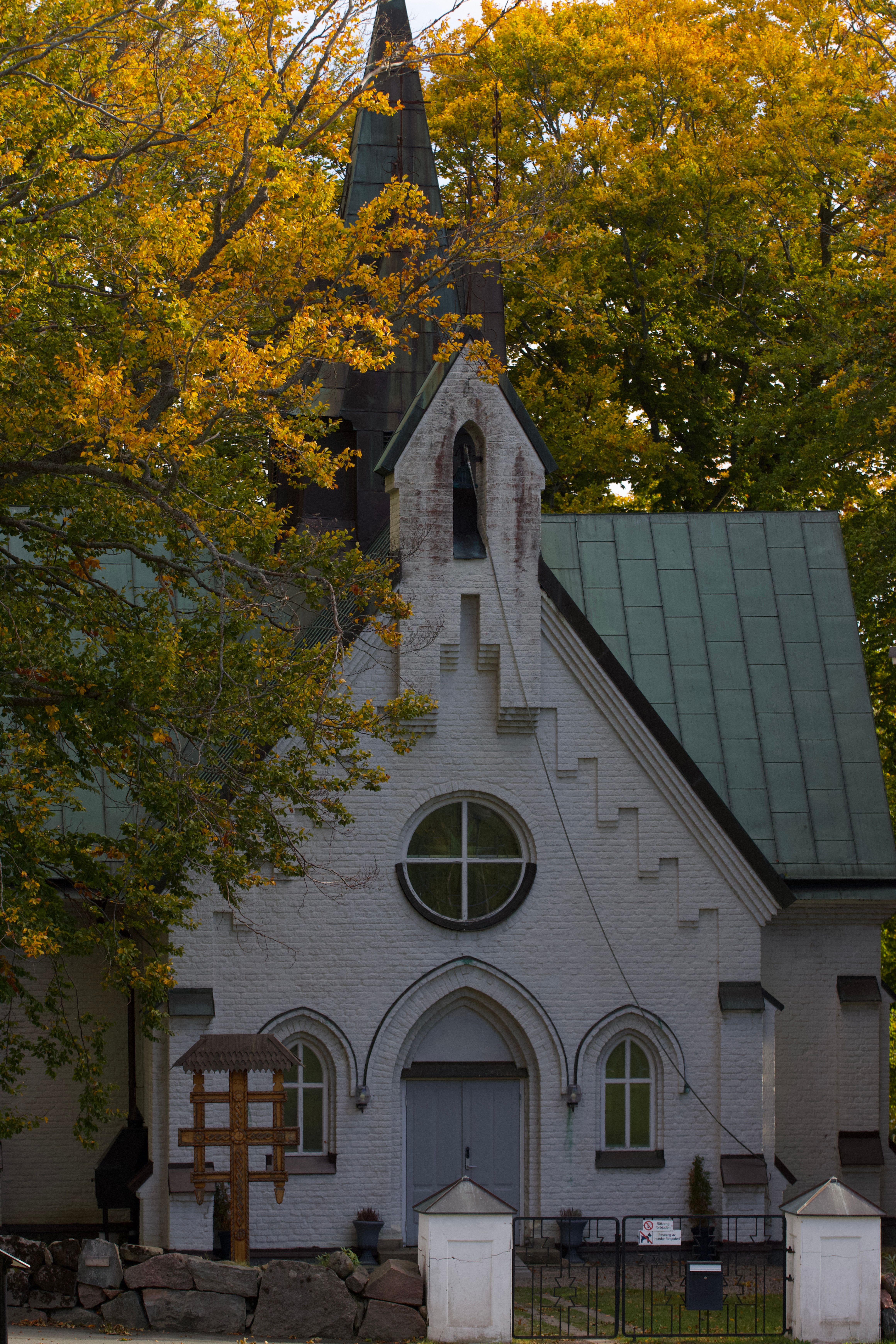 Historic Church in Autumn, Jönköping, Sweden · Free Stock Photo