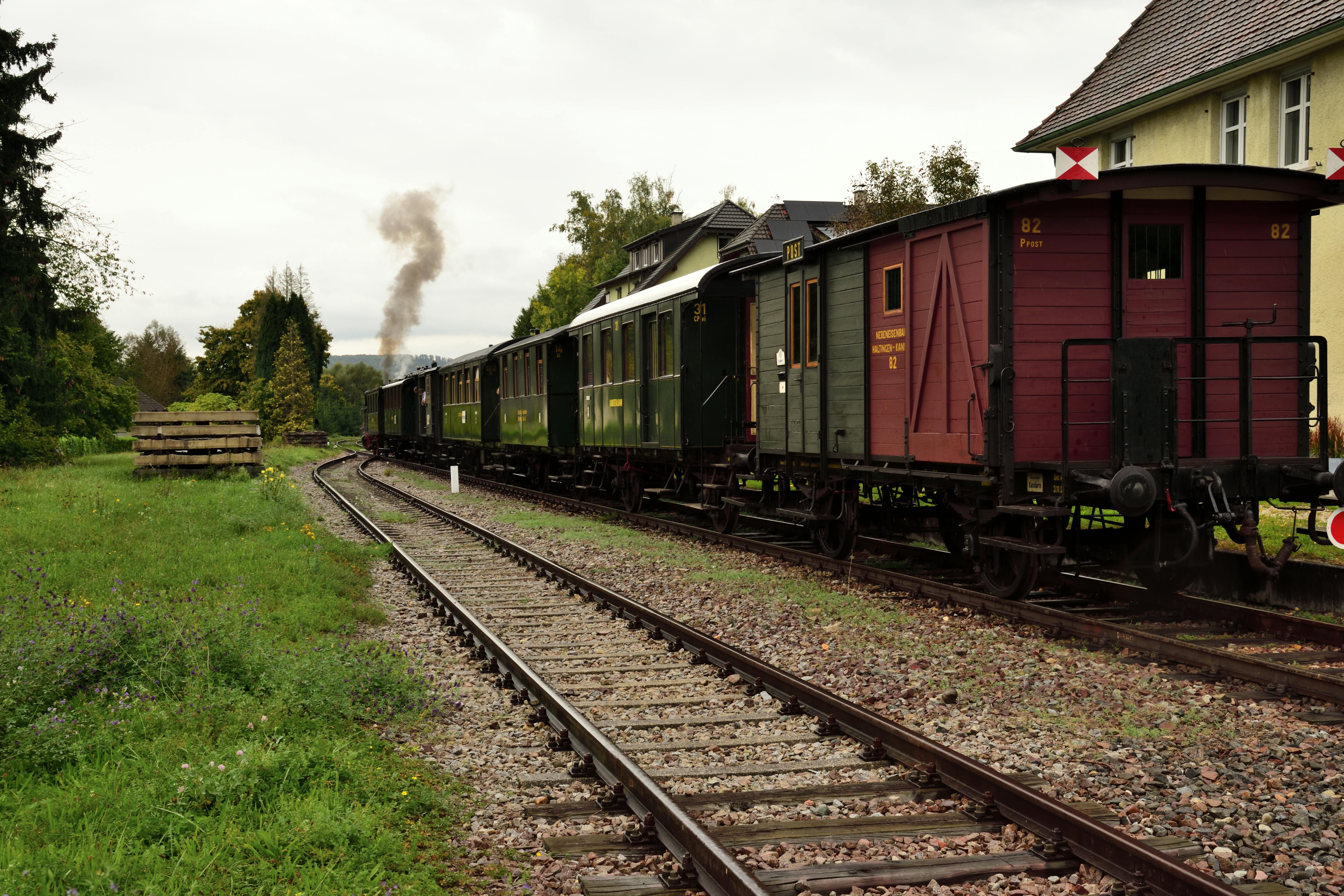 Old Train Photos, Download The BEST Free Old Train Stock Photos & HD Images