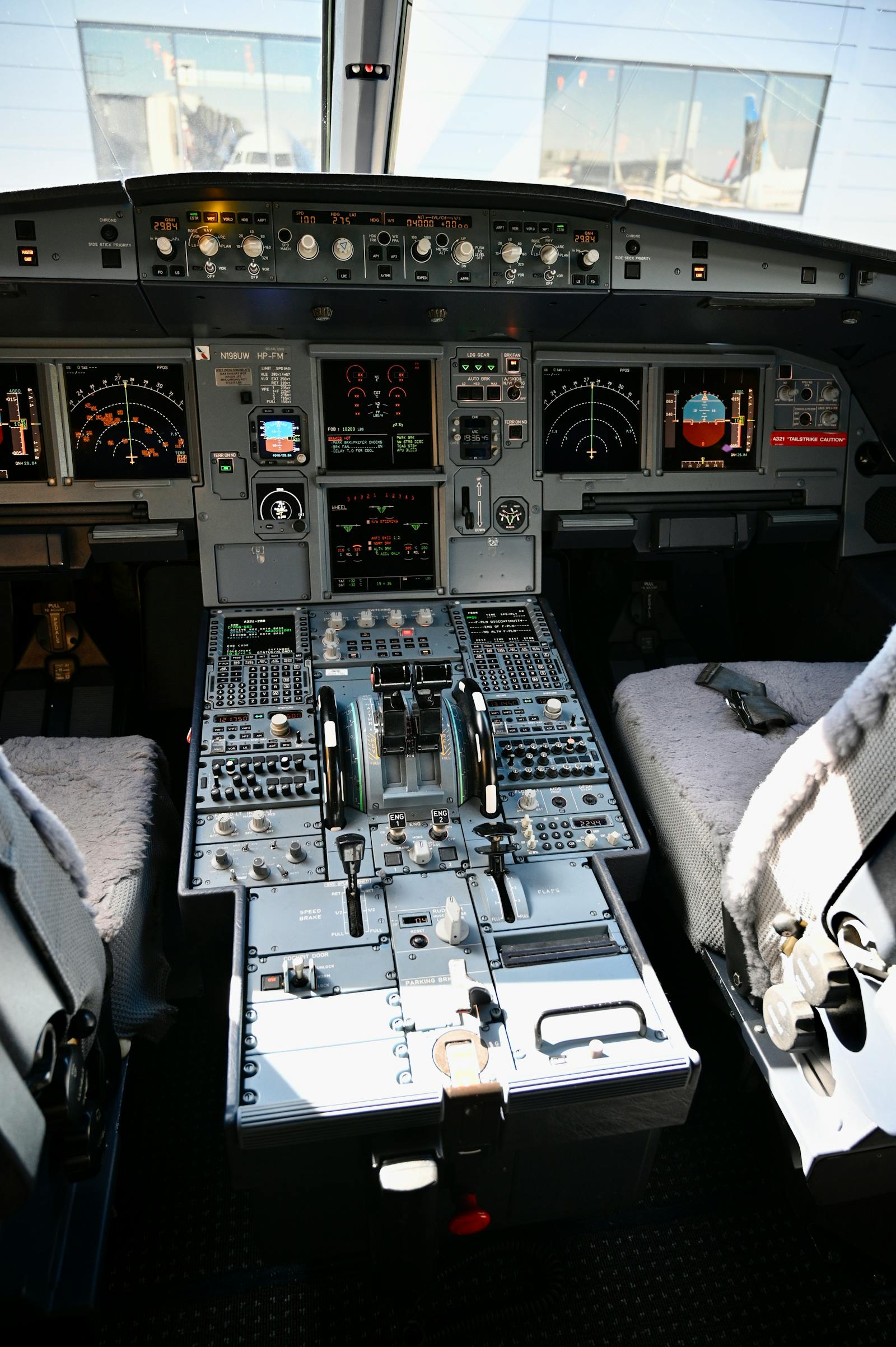 Airplane Cockpit Photos, Download The BEST Free Airplane Cockpit Stock ...