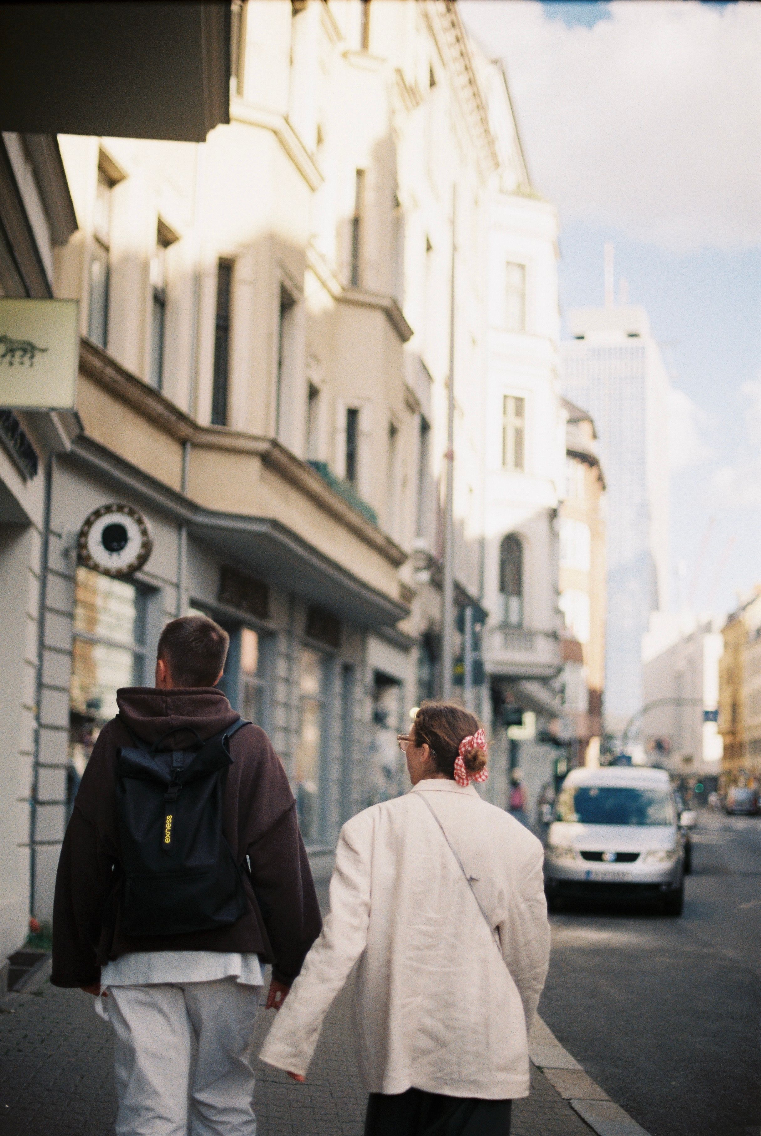 Humans On Road Casuals Photos, Download The BEST Free Humans On Road ...