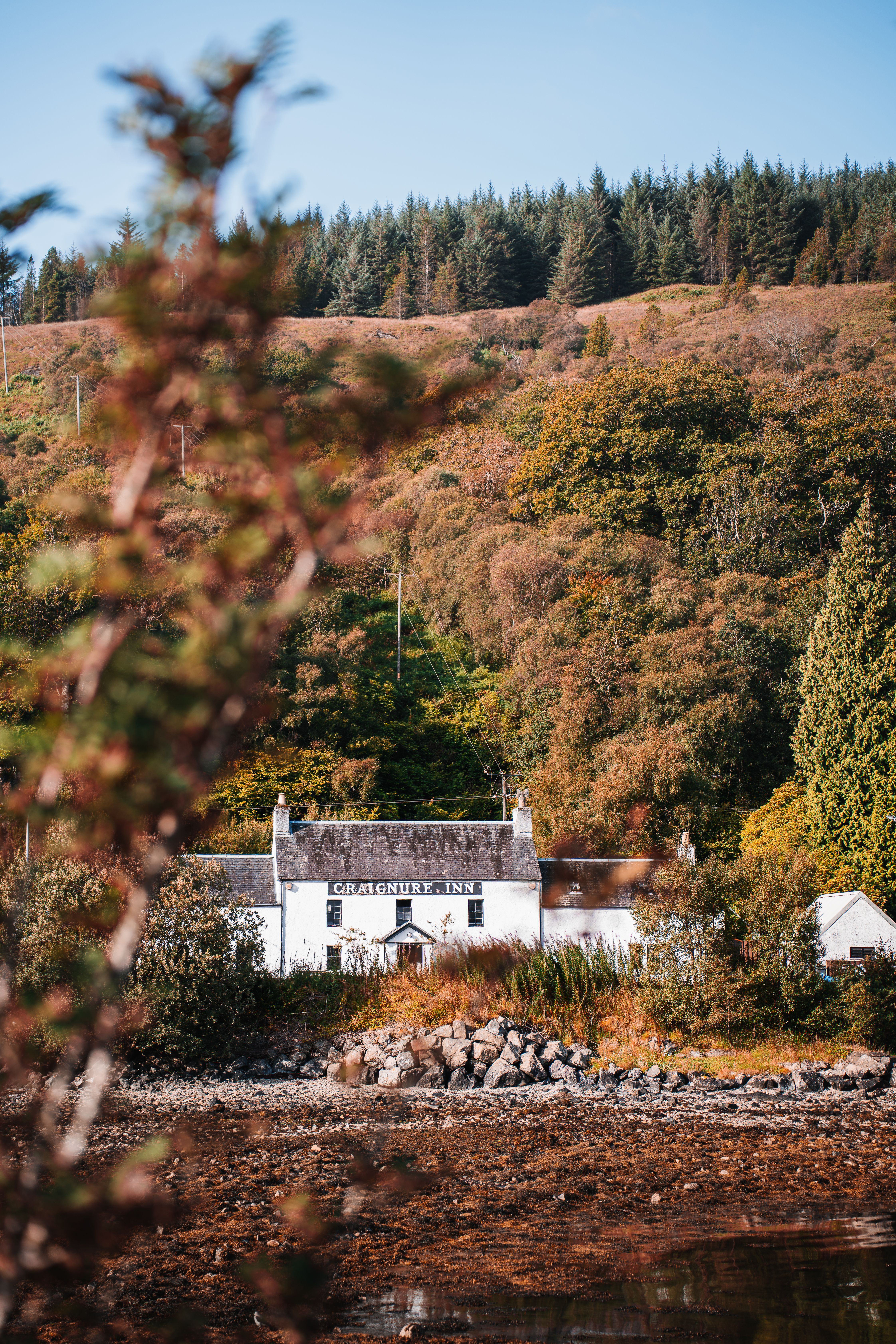 Charming Scottish Inn Surrounded by Nature · Free Stock Photo