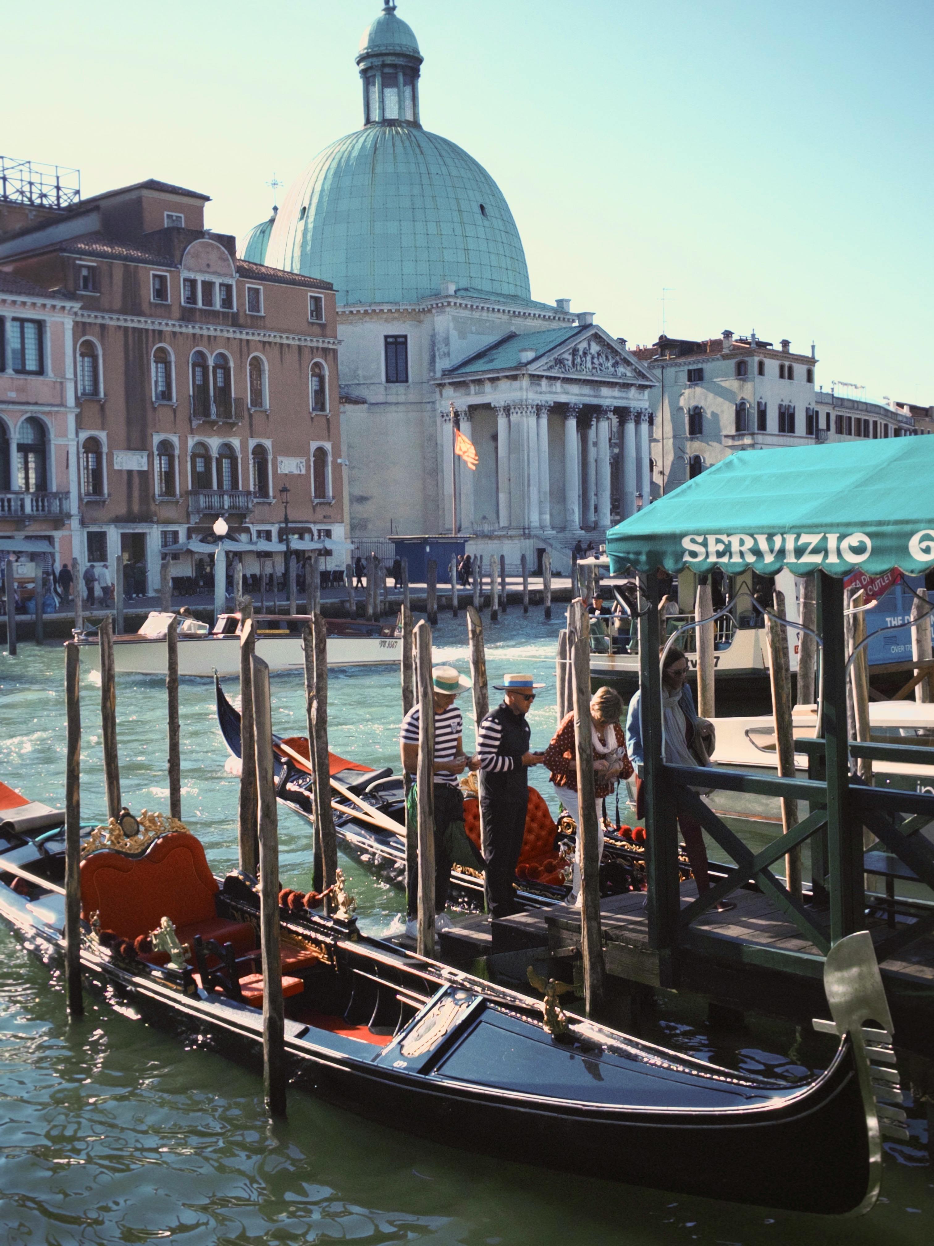 Romantic+Kisses+On+Neck+Gif Photos, Download The BEST Free Romantic ...