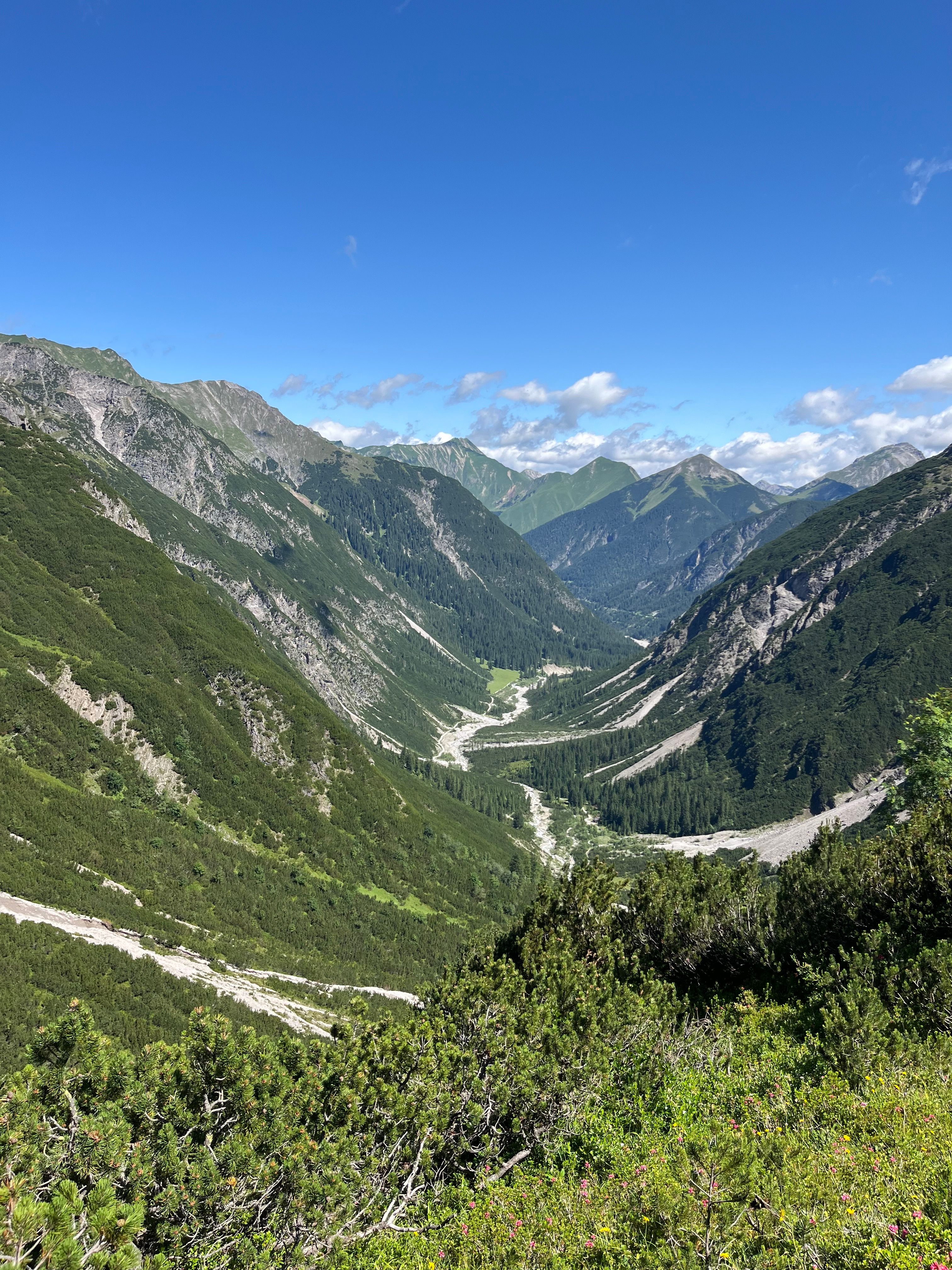 Stunning Alpine Valley Landscape under Blue Sky · Free Stock Photo
