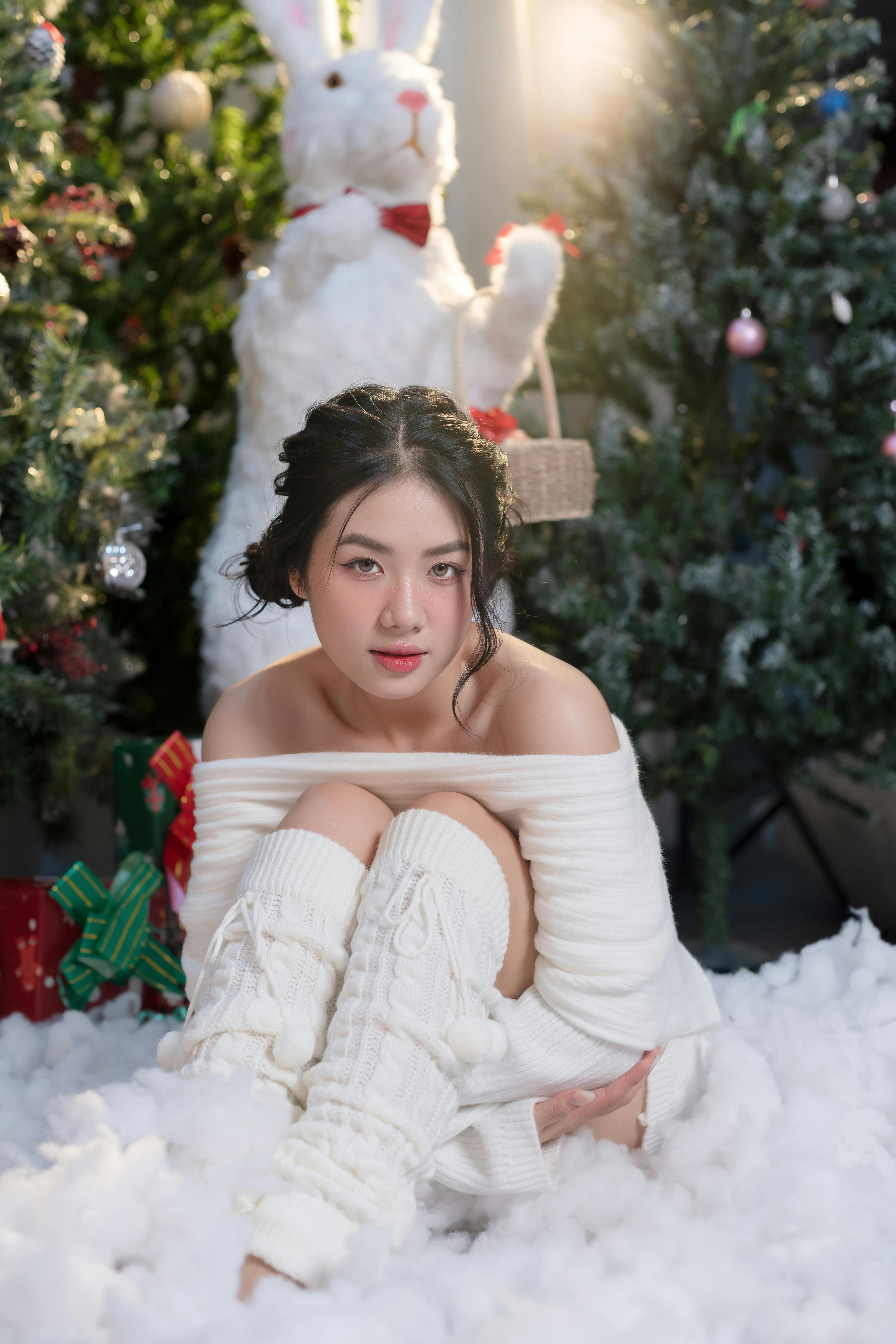 Cozy Winter Portrait with Holiday Decor · Free Stock Photo