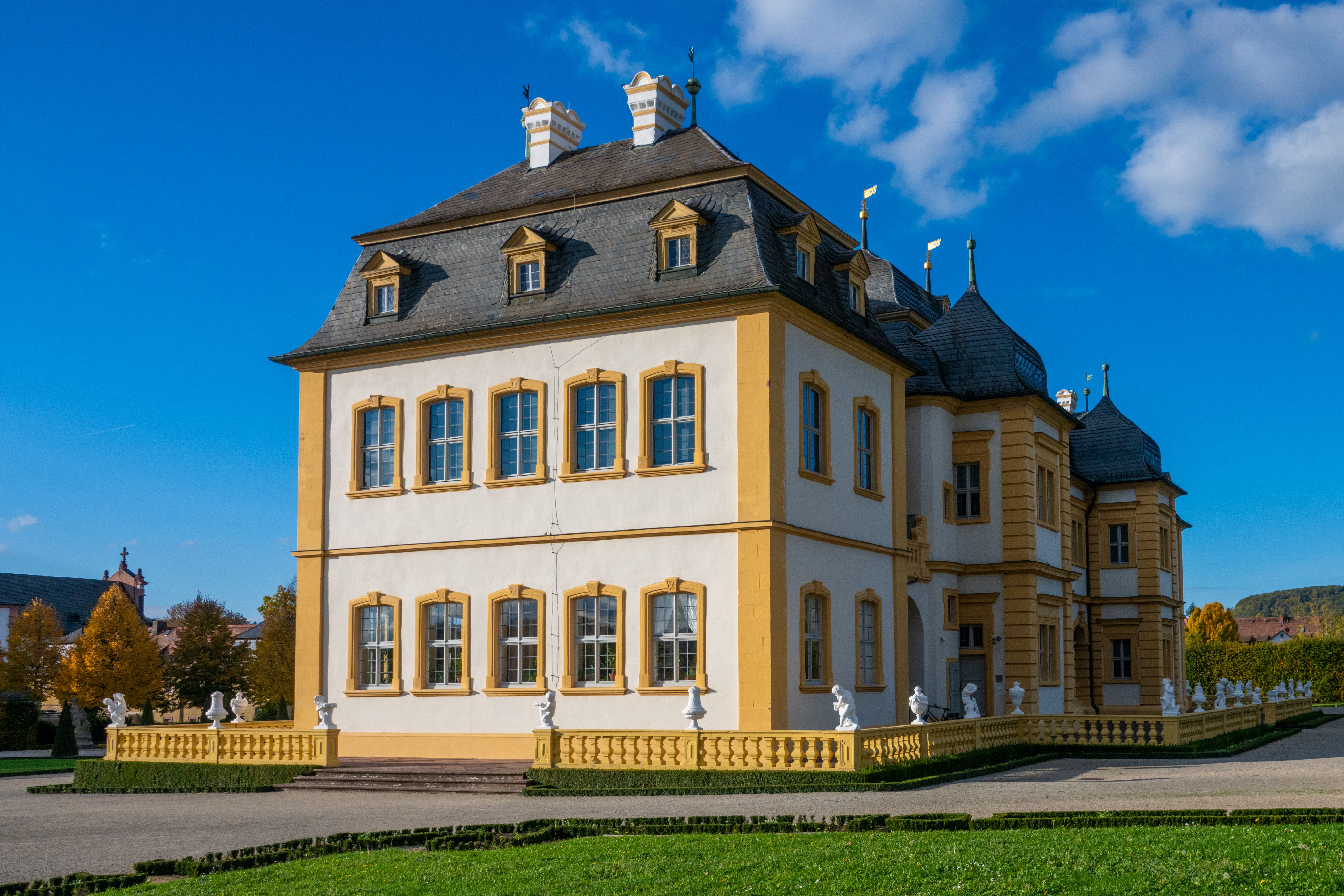 Baroque Castle in Bavaria During Autumn · Free Stock Photo
