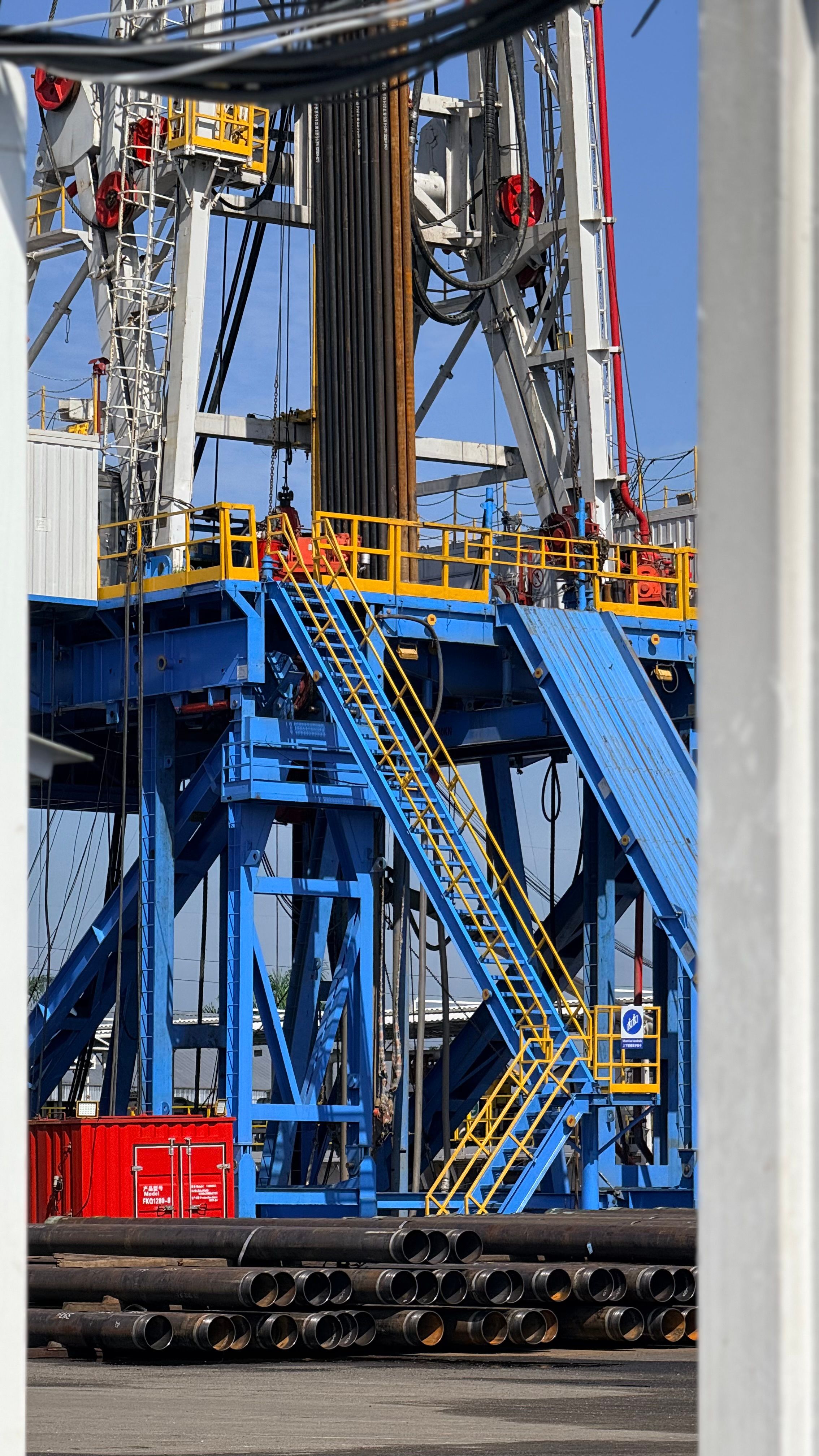Oil Rigs Onshore Photos, Download The BEST Free Oil Rigs Onshore Stock ...