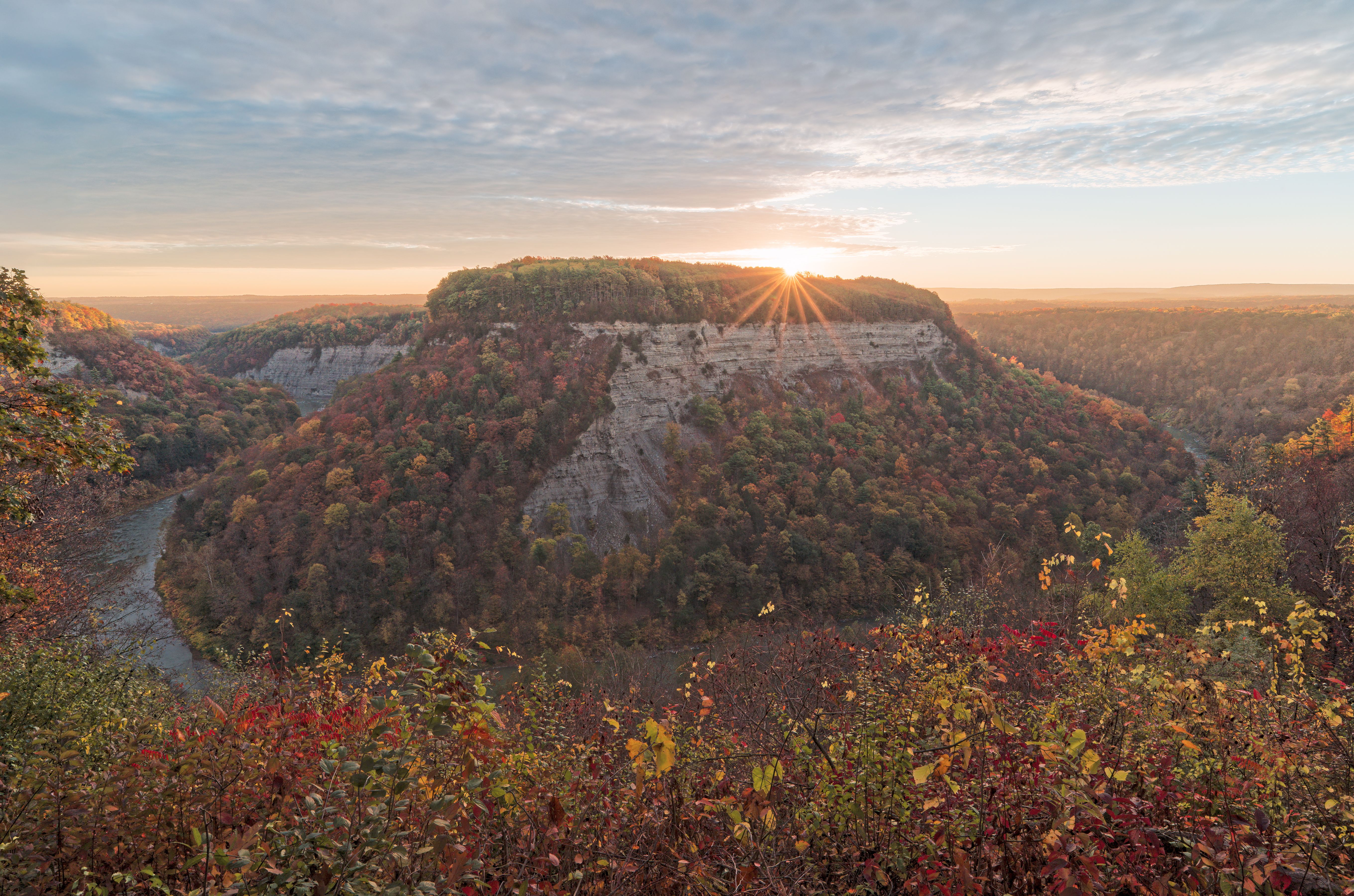Hiker on a Rock Above the Delaware Water Gap · Free Stock Photo
