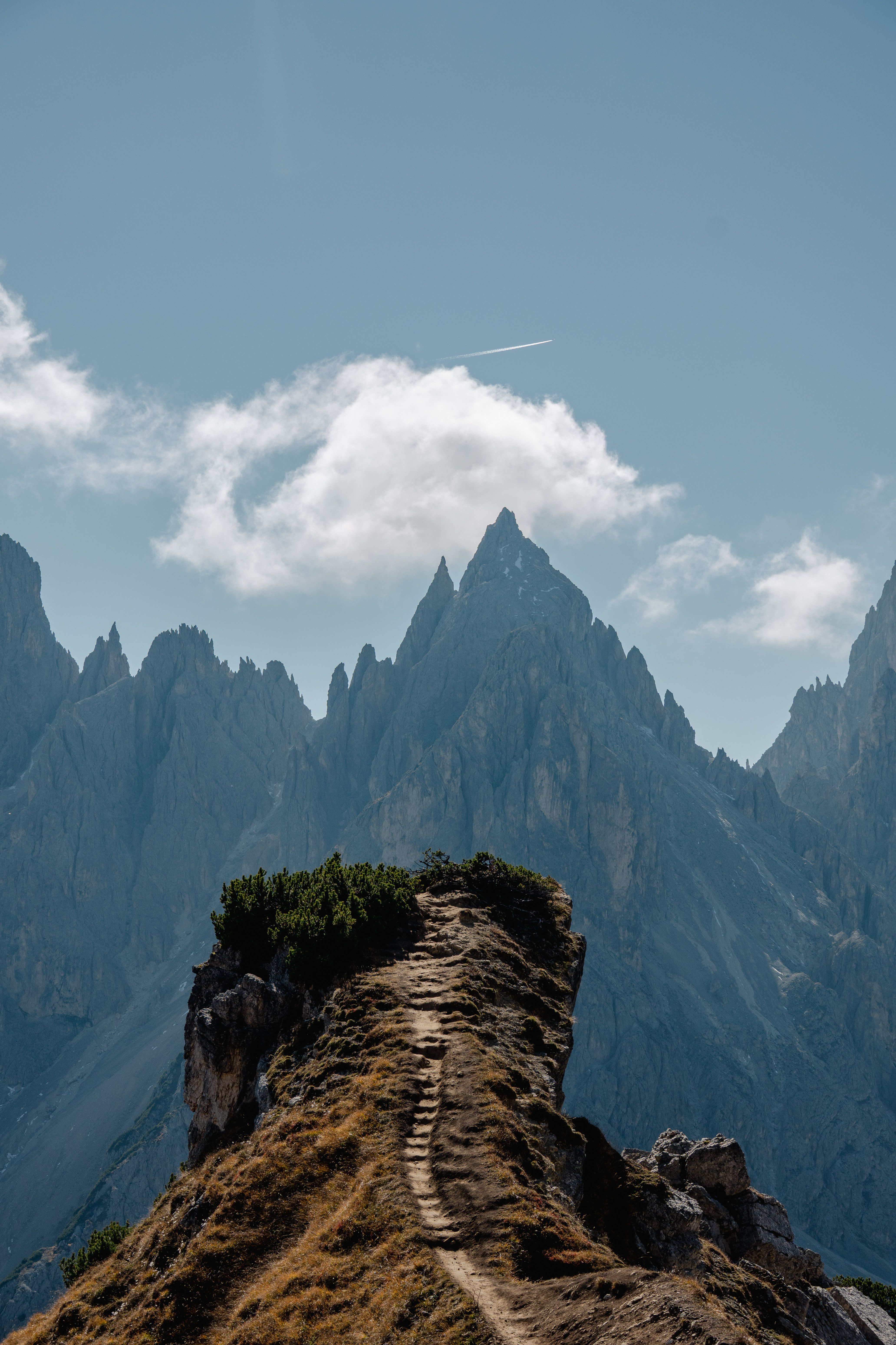 Stunning Mountain Path in the Italian Dolomites · Free Stock Photo