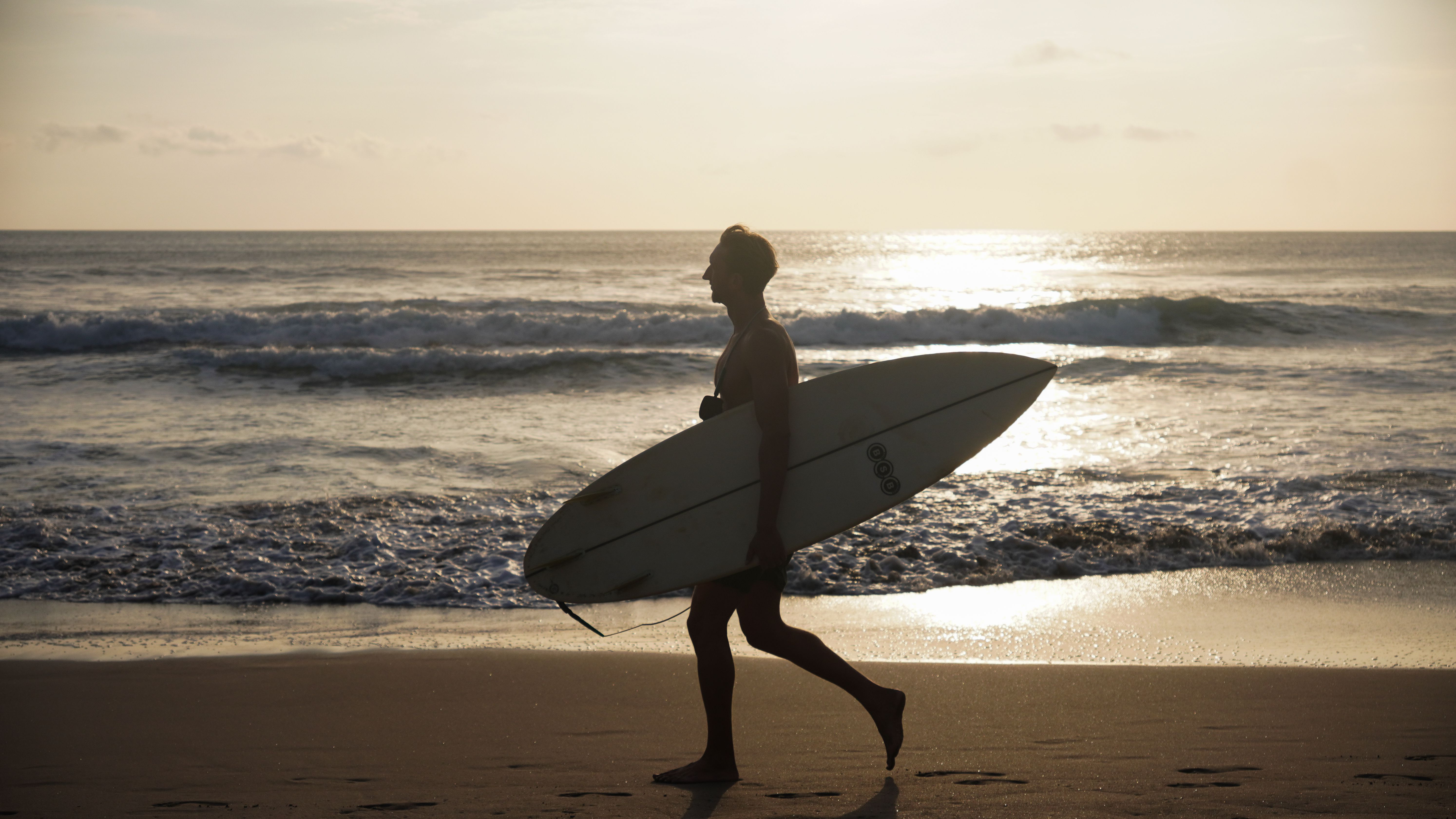 Sliver Surfer Photos, Download The BEST Free Sliver Surfer Stock Photos ...