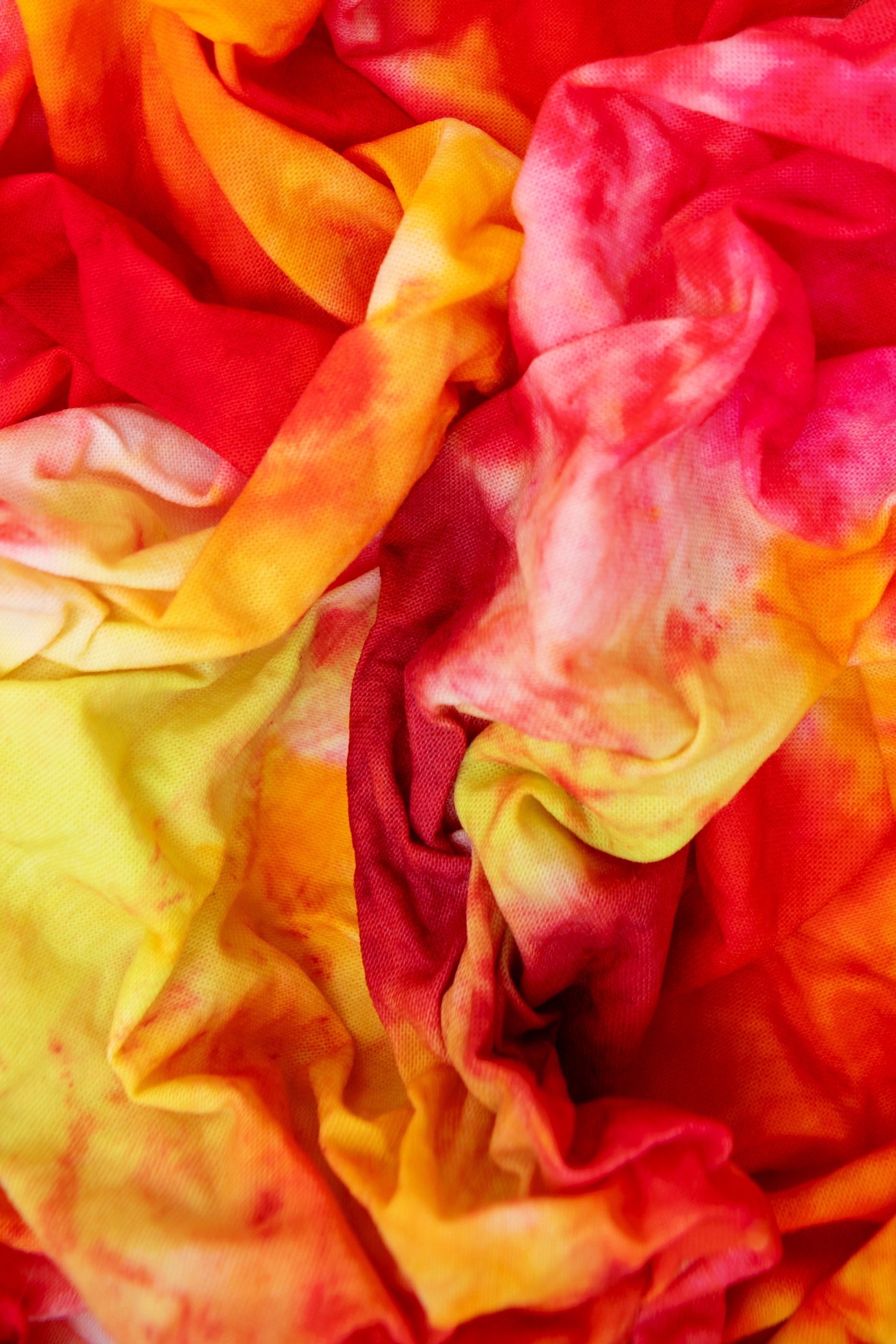 Yellow And Red Background Photos, Download The BEST Free Yellow And Red ...
