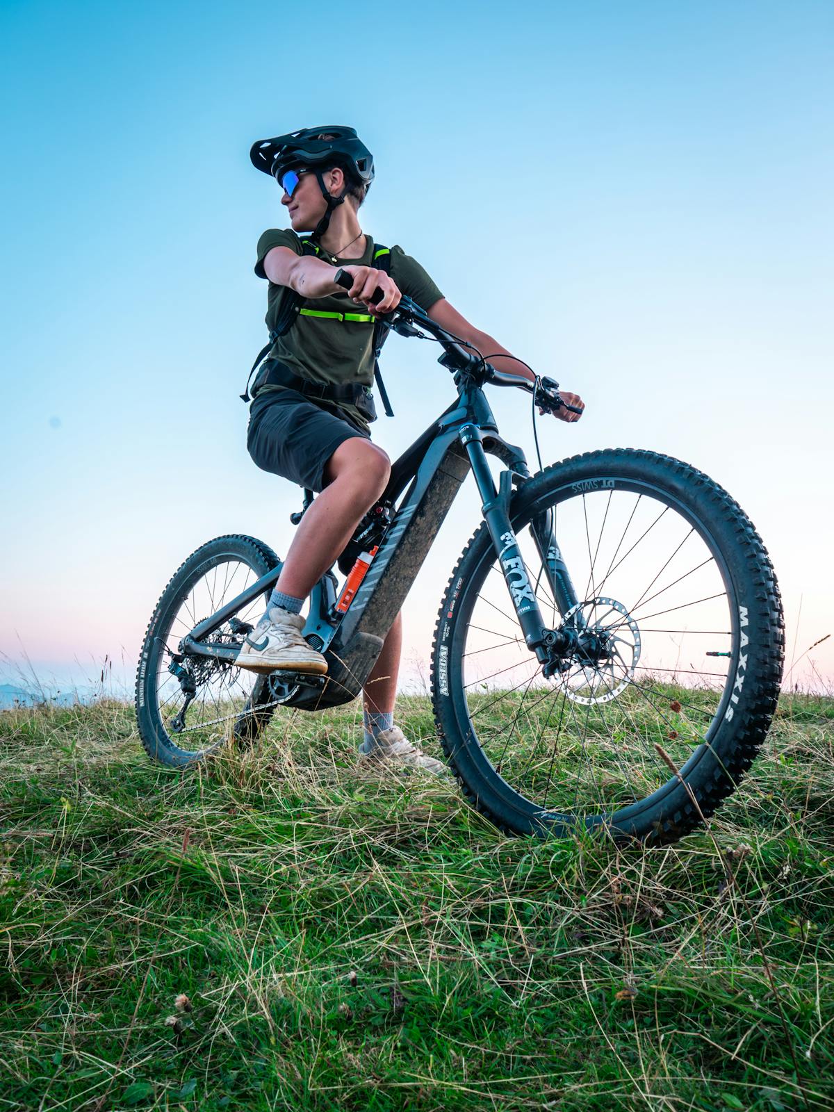 Biker Girls Photos, Download The BEST Free Biker Girls Stock Photos ...