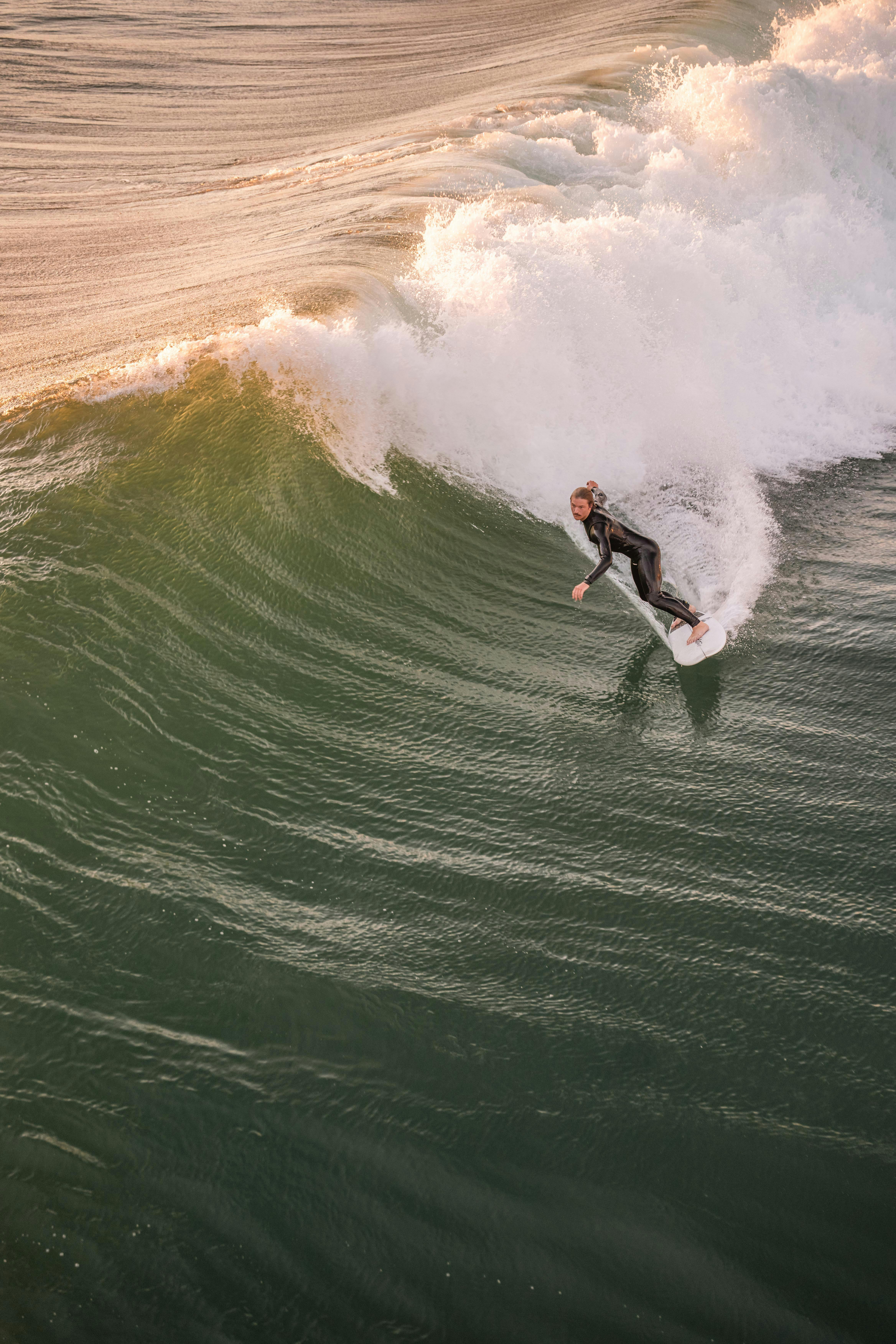 Melissa+Rauch+In+Swim+Suit Photos, Download The BEST Free Melissa+Rauch ...