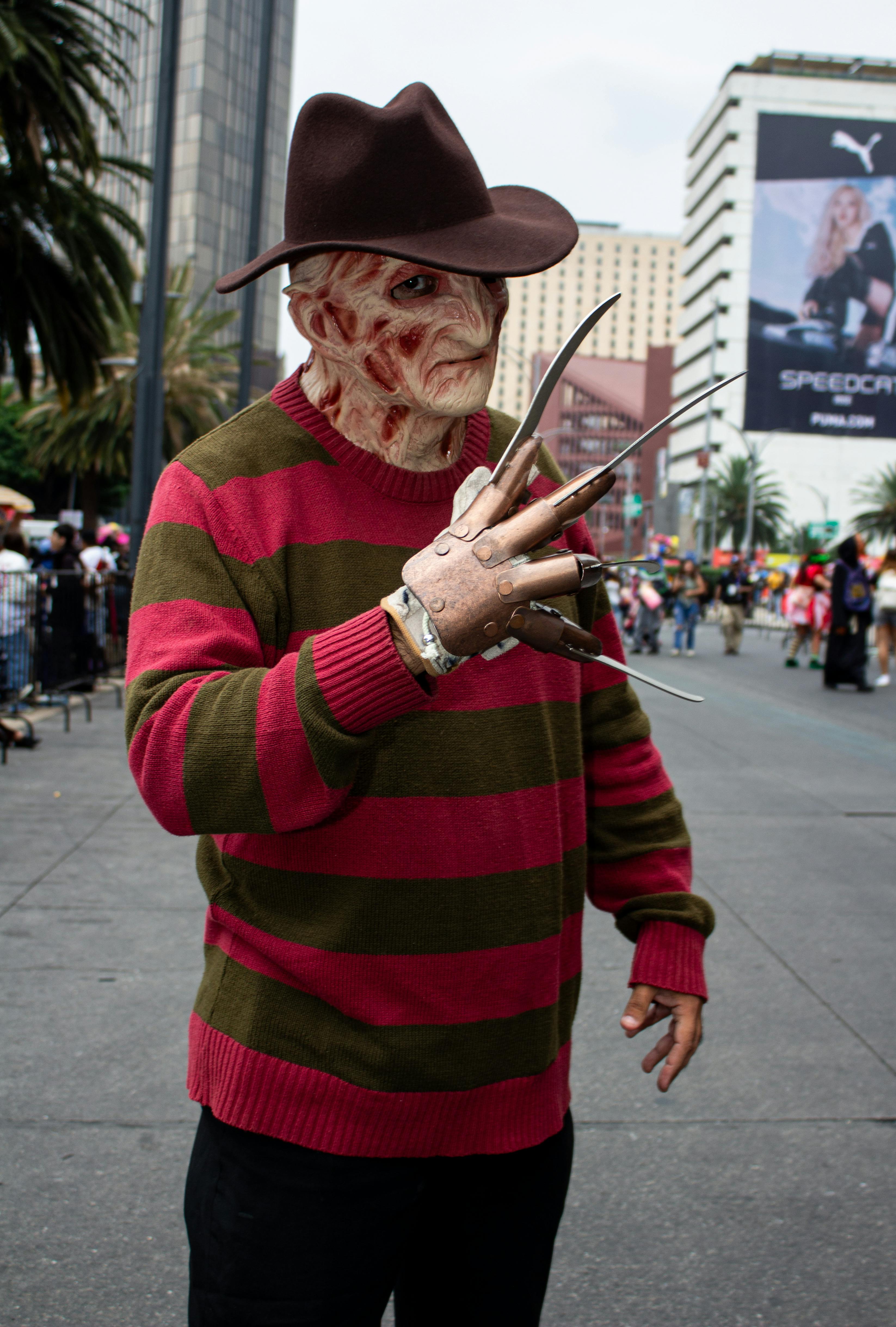 Famous People Photos, Download The BEST Free Famous People Stock Photos ...