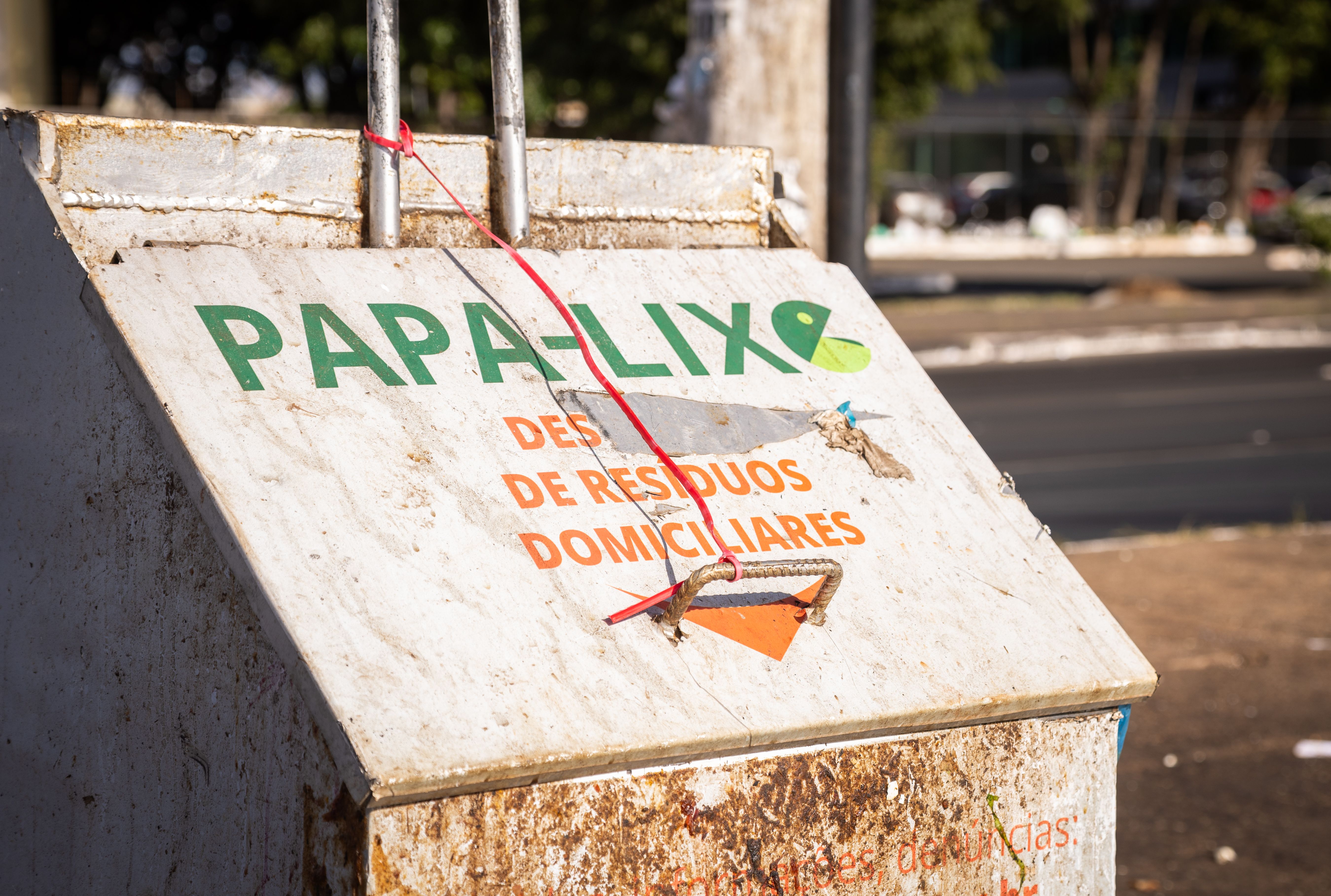 General Waste Signage Photos, Download The BEST Free General Waste ...