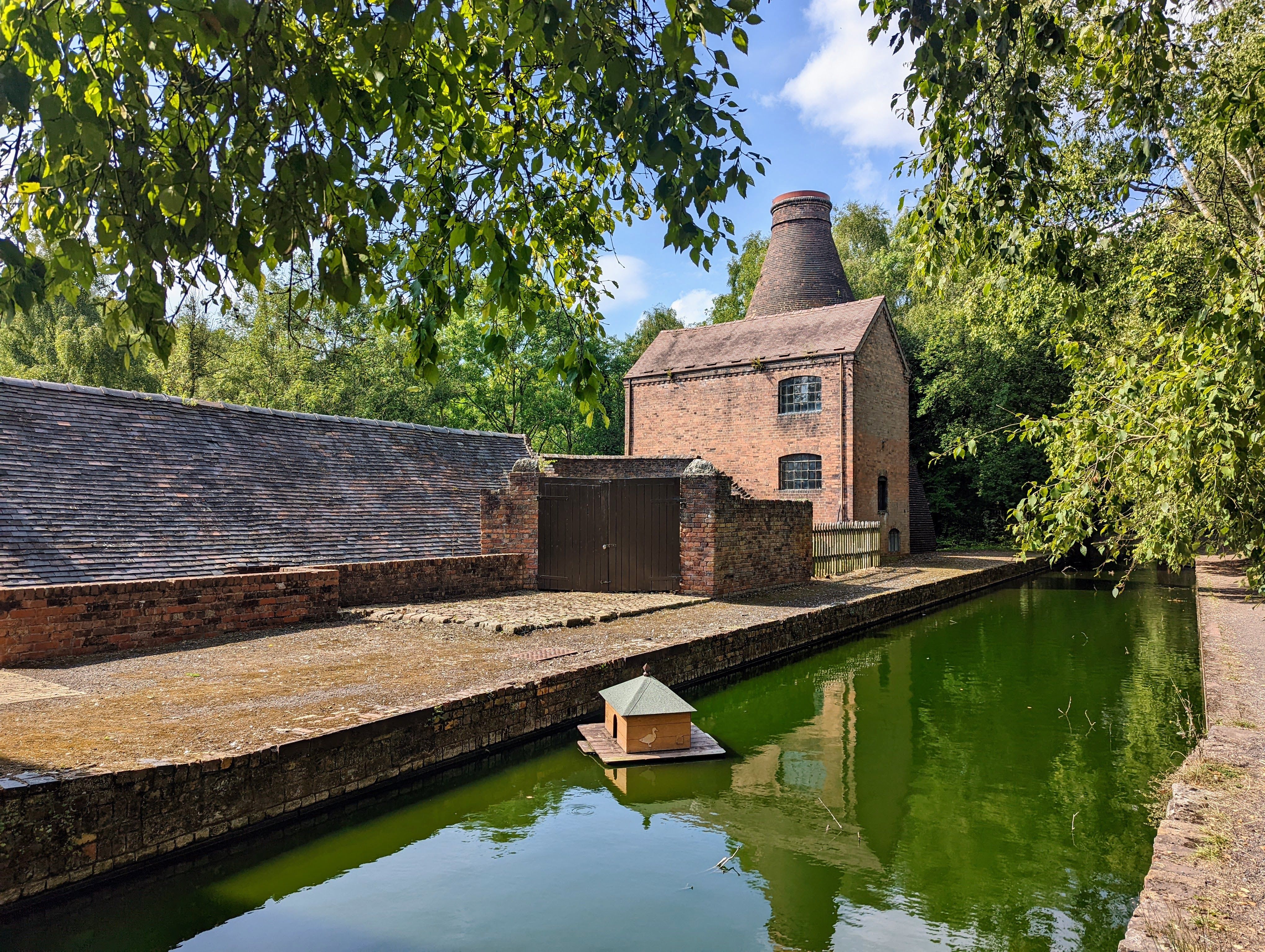 Chimney Photos, Download The BEST Free Chimney Stock Photos & HD Images