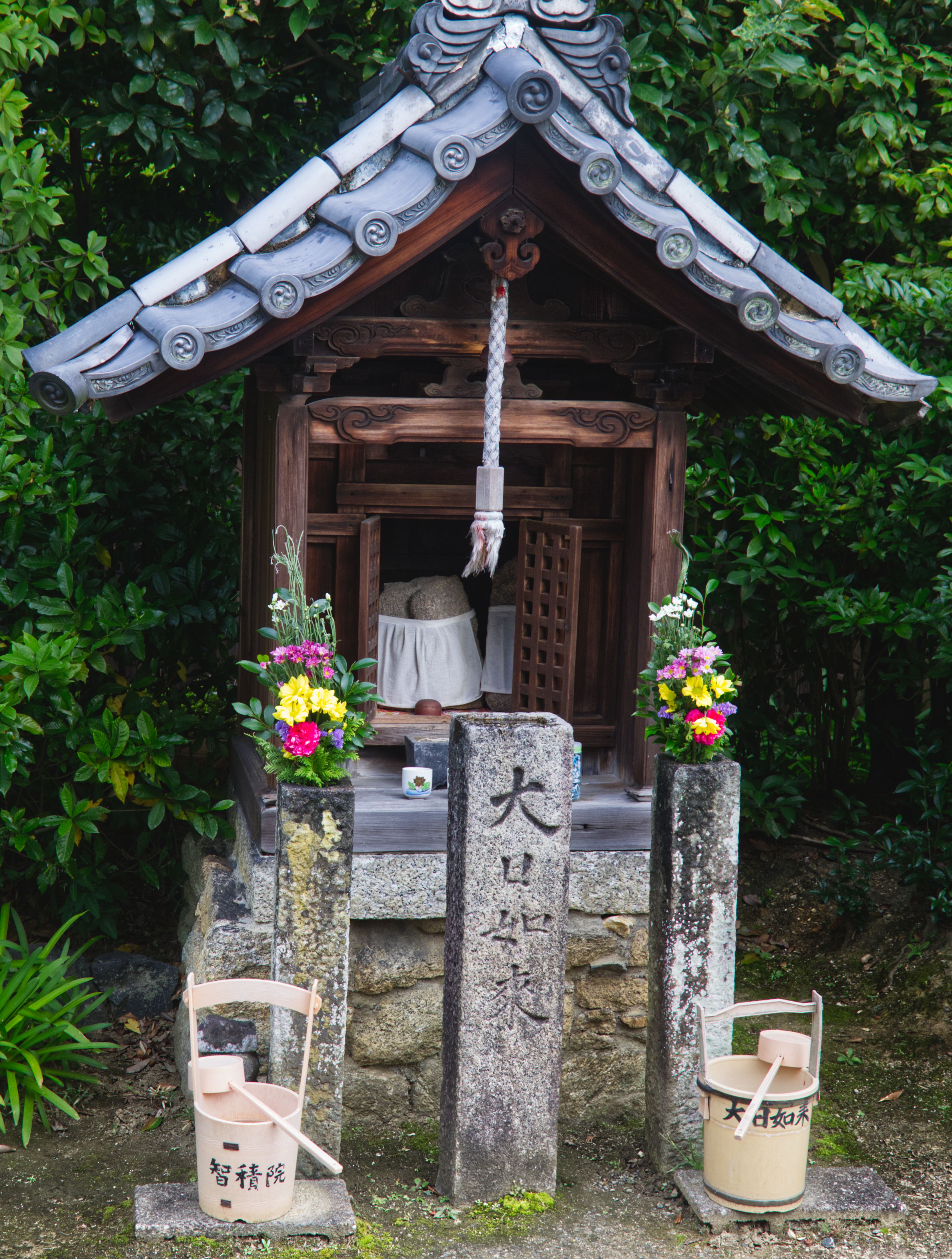 Traditional Japanese Shrine in Kyoto, Japan · Free Stock Photo
