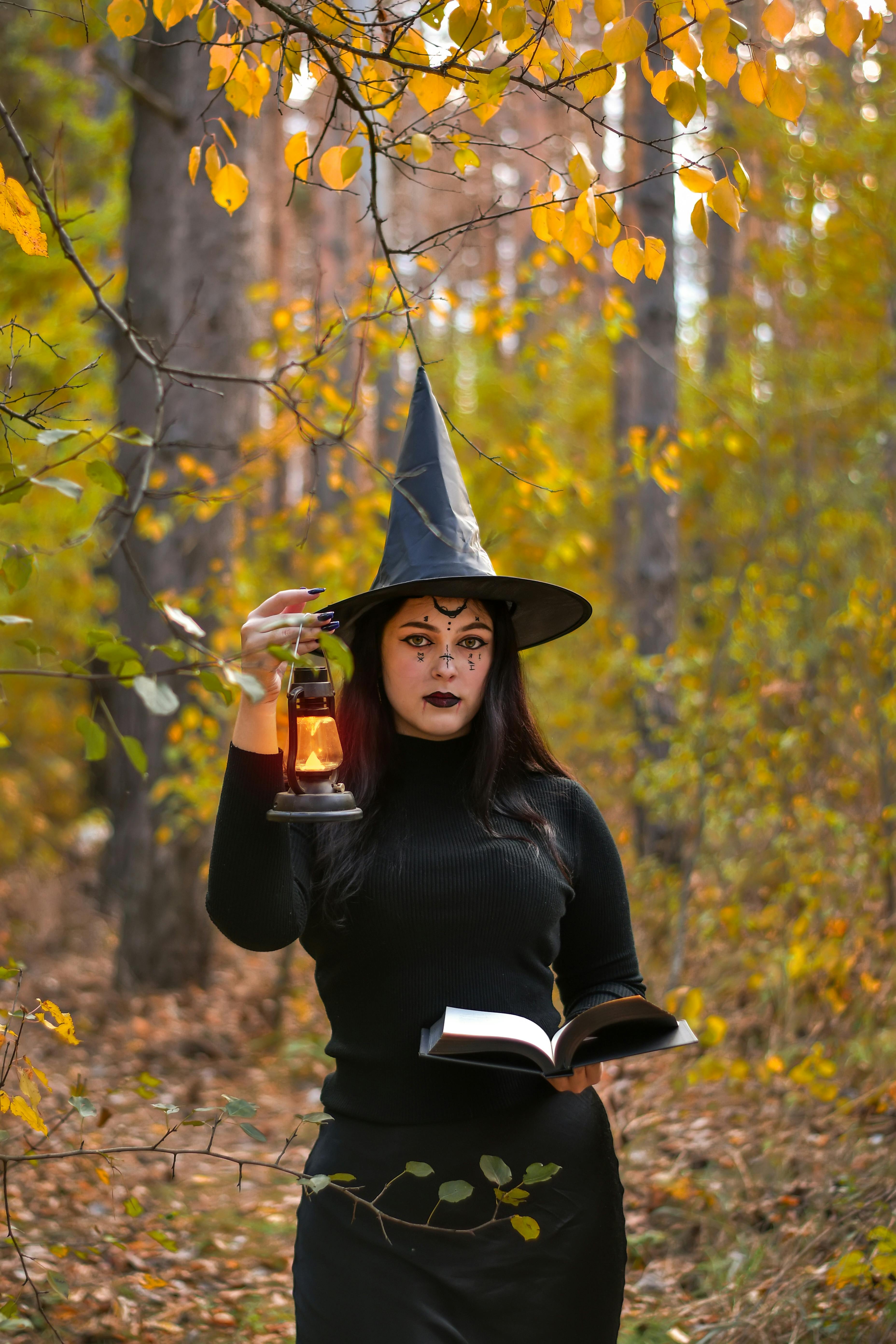 Witch Faces Photos, Download The BEST Free Witch Faces Stock Photos ...