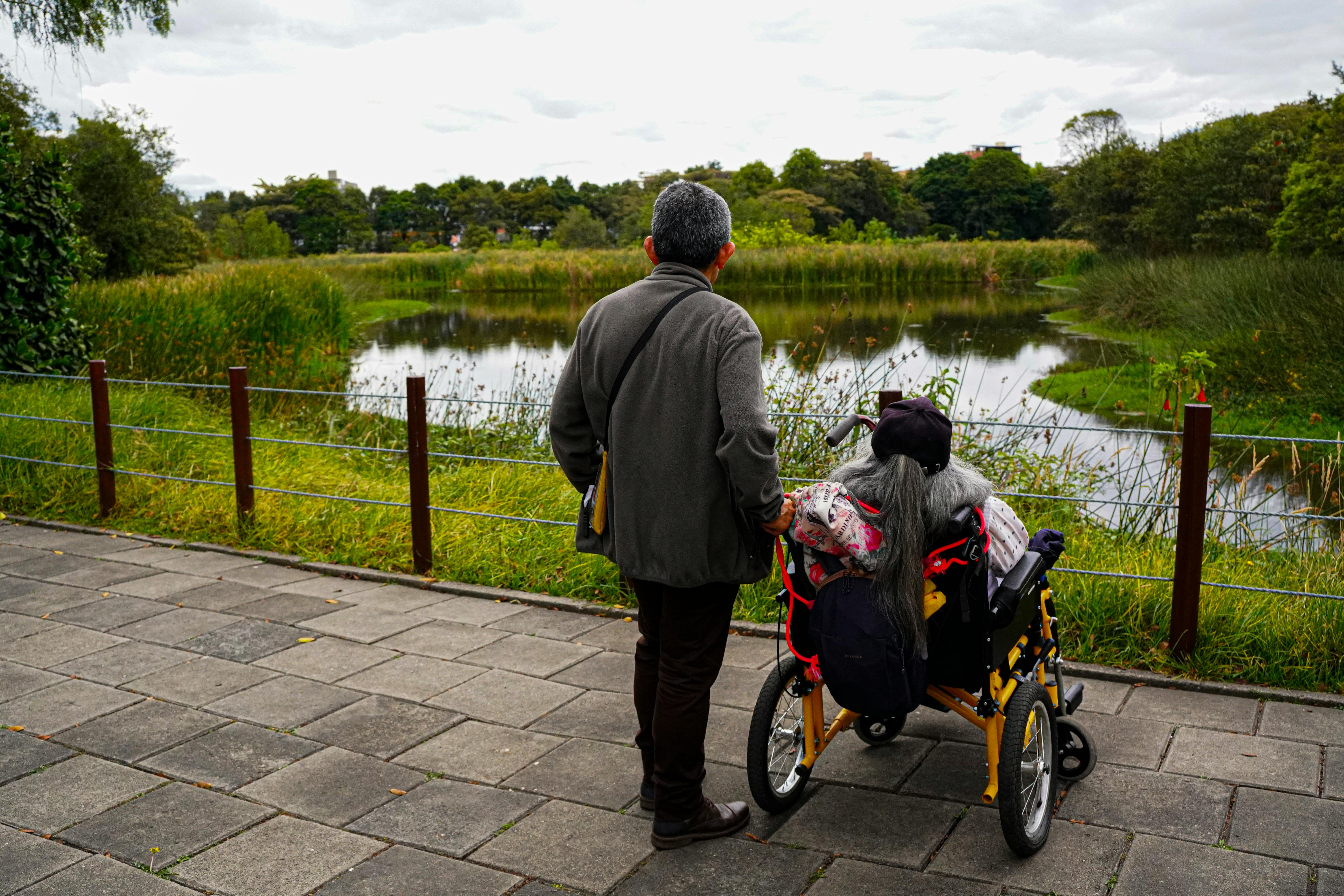 Elderly Care Photos, Download The BEST Free Elderly Care Stock Photos ...