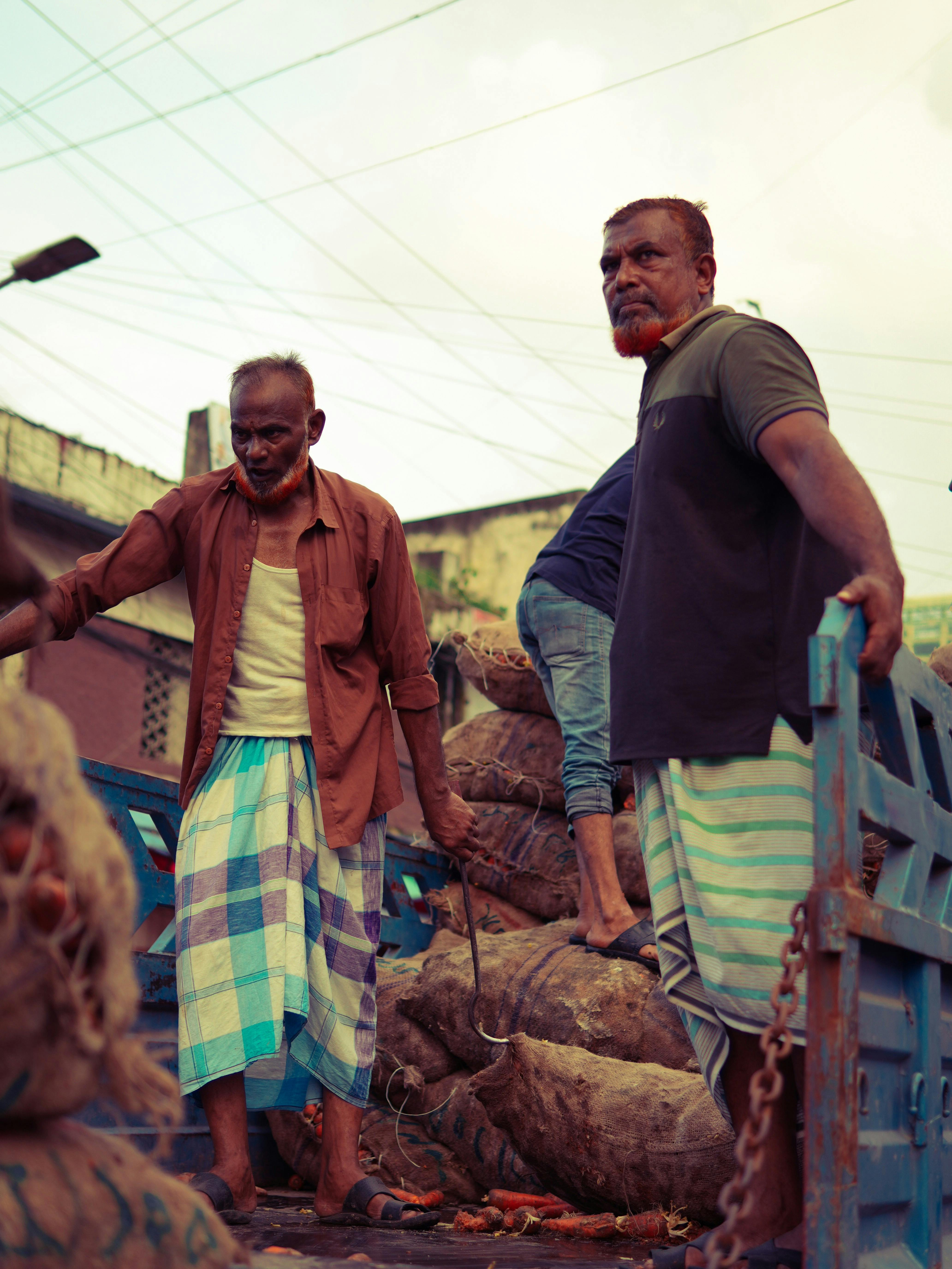 Workers At Work Photos, Download The BEST Free Workers At Work Stock ...