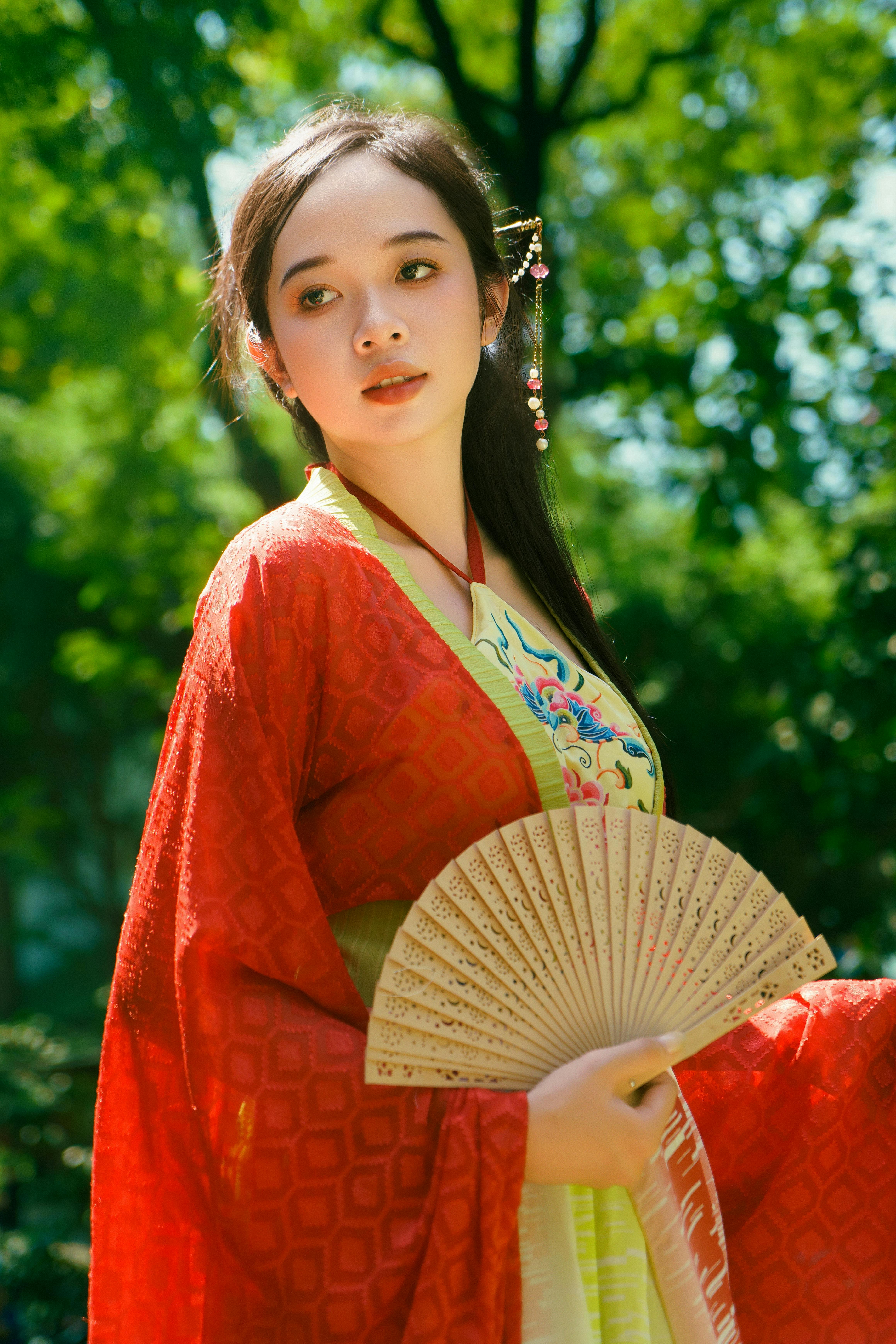 Gai+Xinh+Tut+Quan+Nong+Bong Photos, Download The BEST Free Gai+Xinh+Tut ...