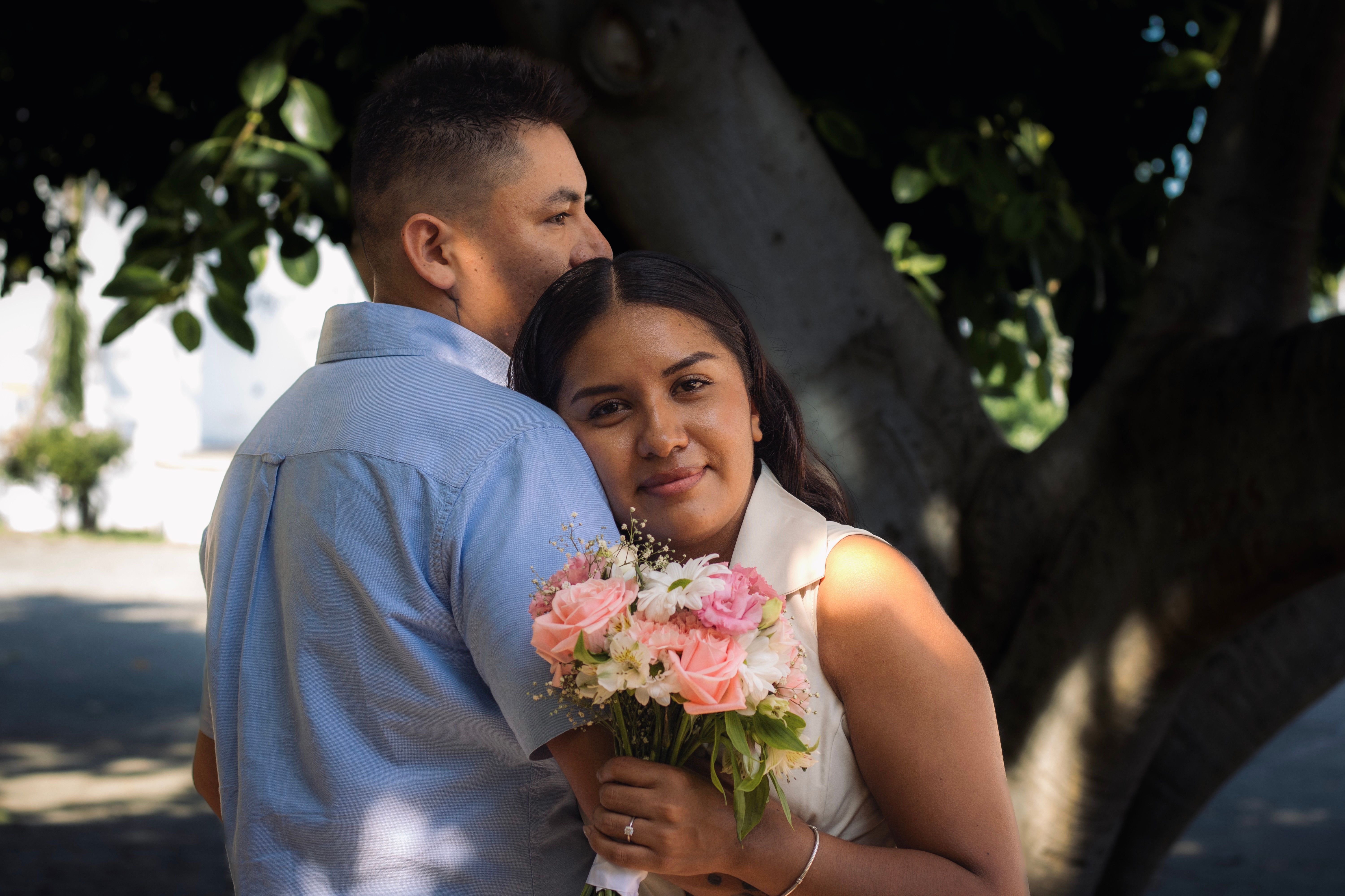 Couple Hug Photos, Download The BEST Free Couple Hug Stock Photos & HD ...