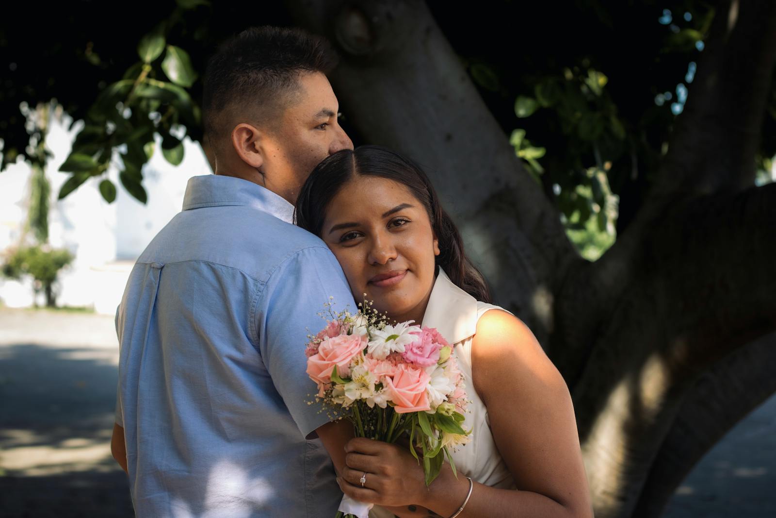 Couple Hug Photos, Download The BEST Free Couple Hug Stock Photos & HD ...