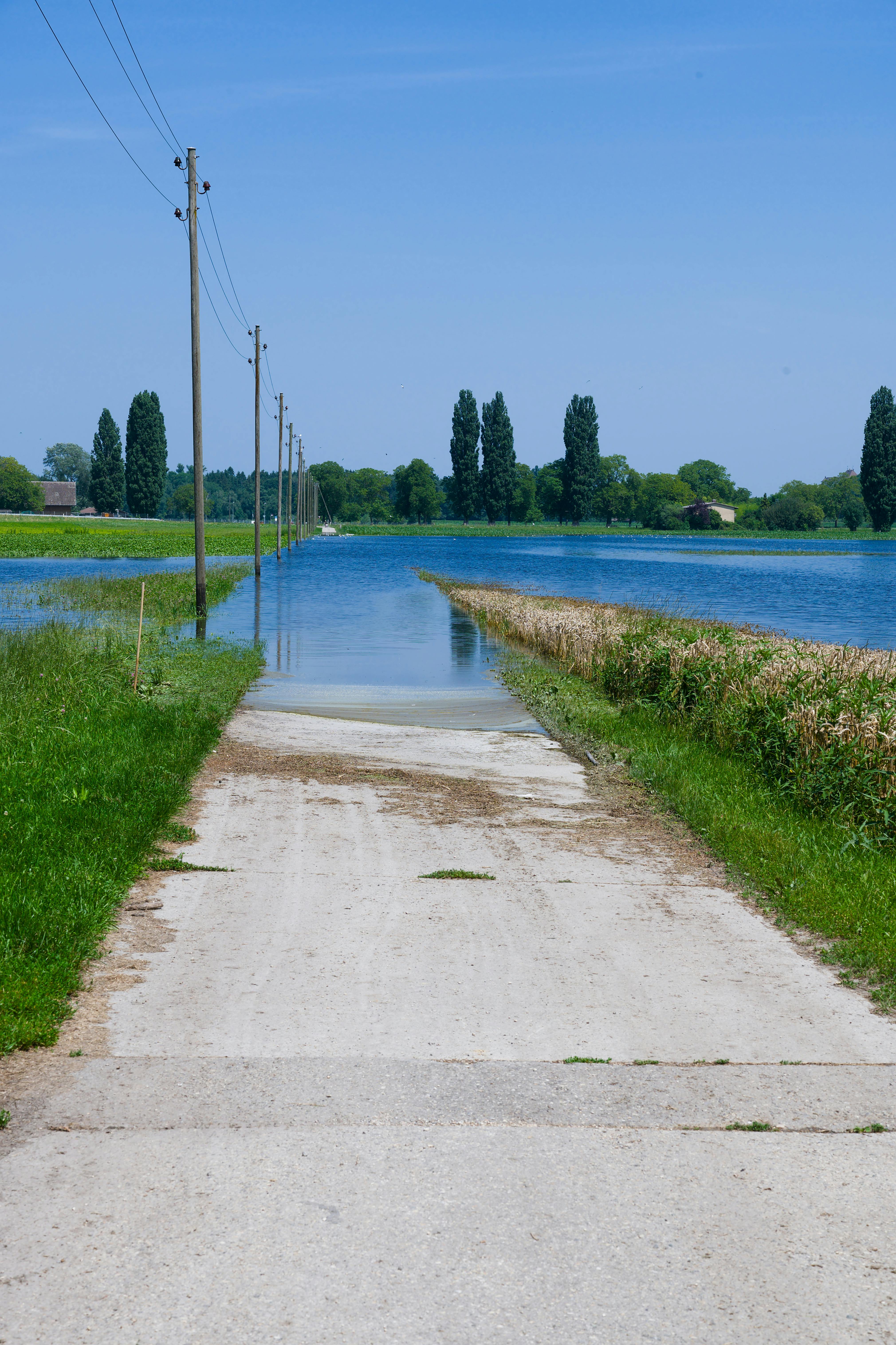Flooding Photos, Download The BEST Free Flooding Stock Photos & HD Images