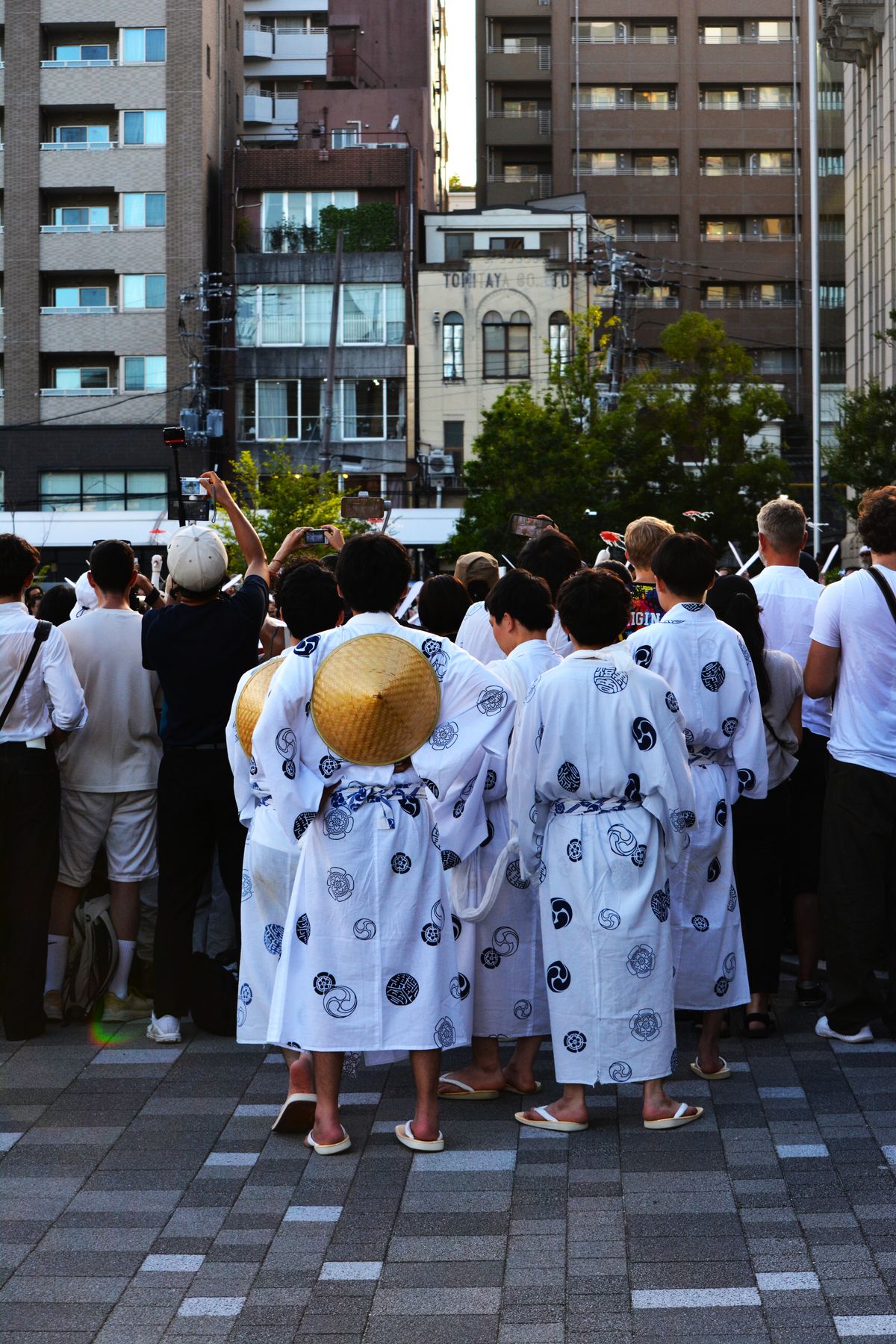 Japanese Group Photos, Download The BEST Free Japanese Group Stock ...