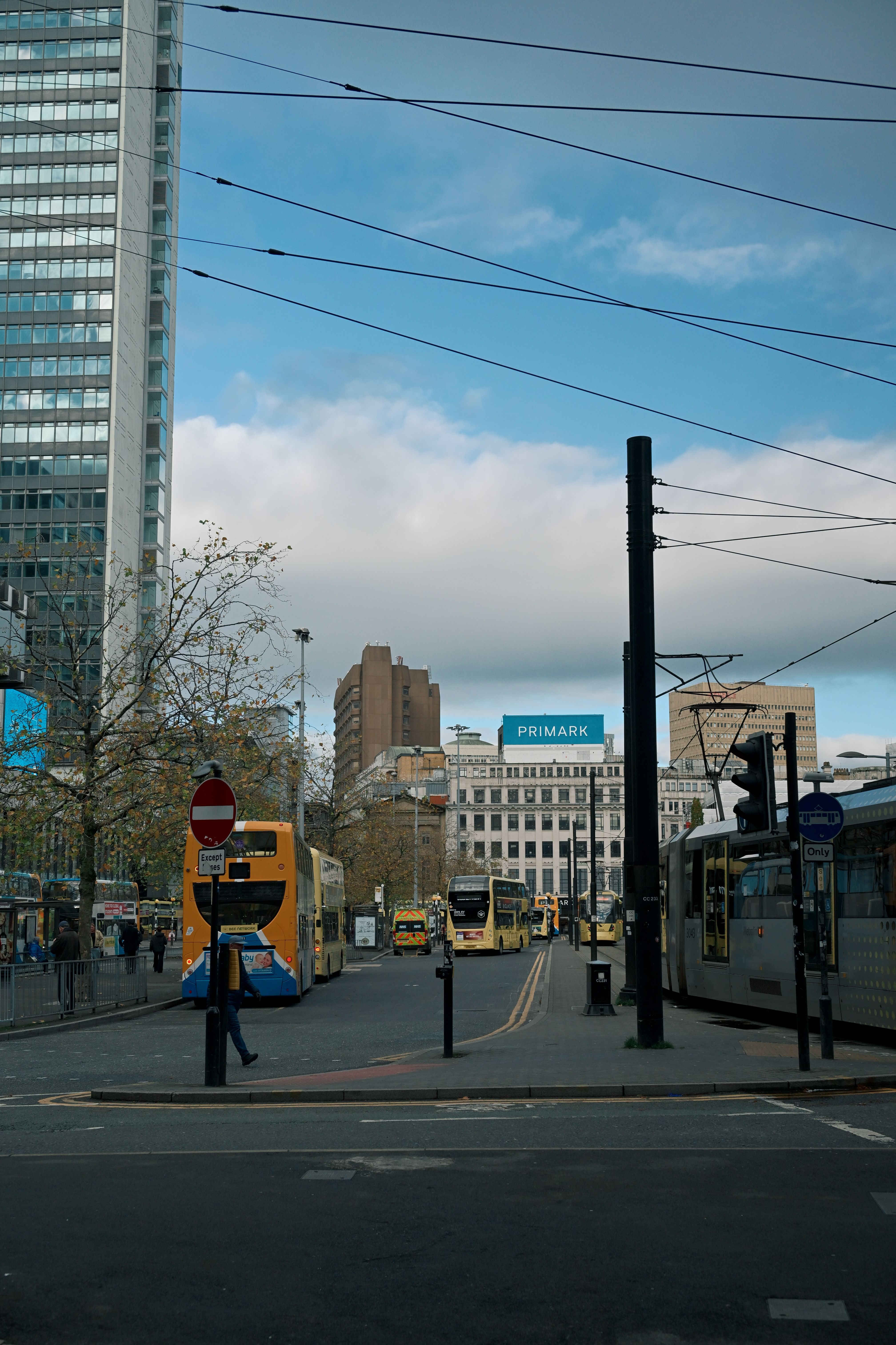 Bus Pictures Photos, Download The BEST Free Bus Pictures Stock Photos ...