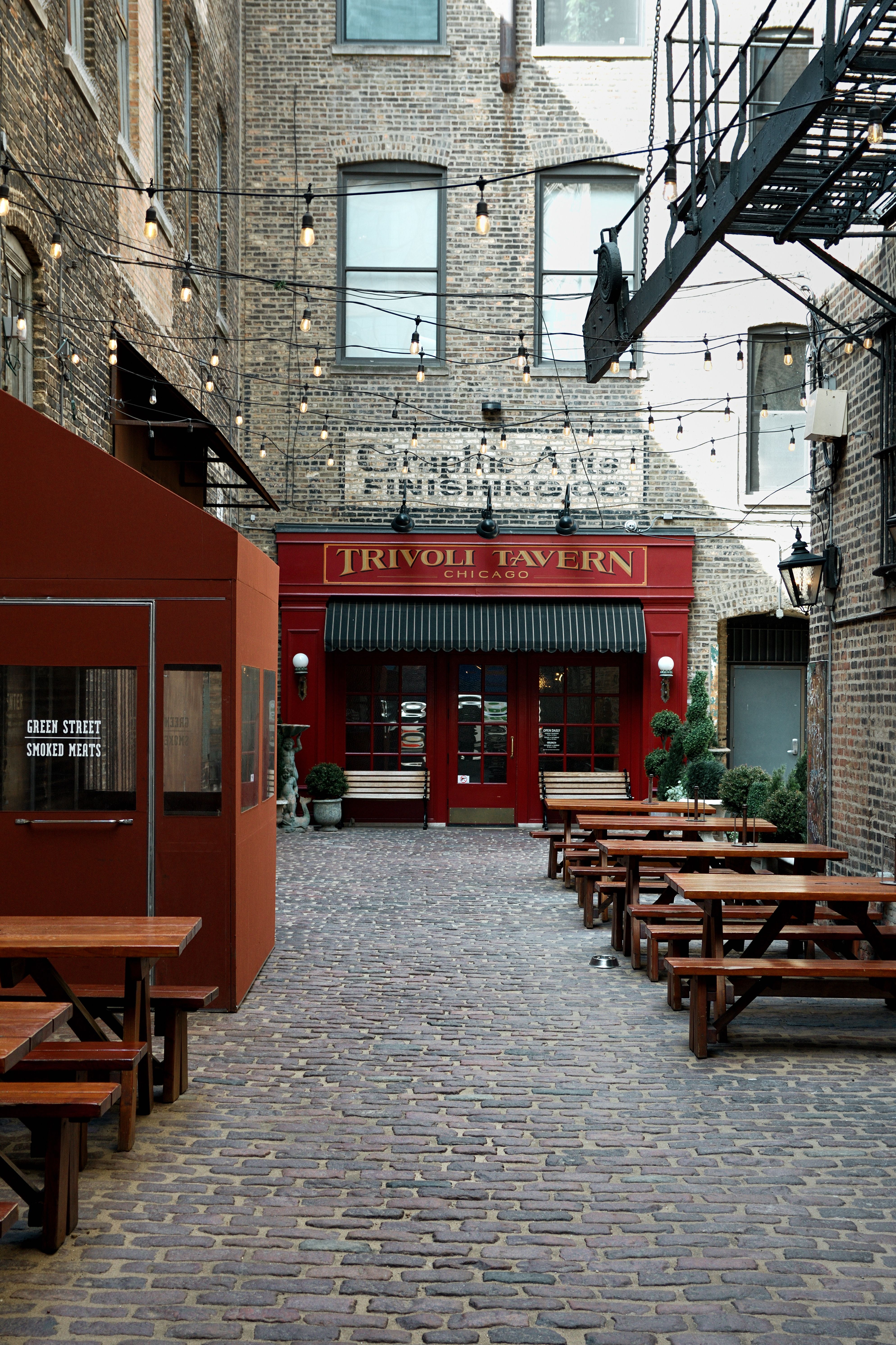 Tavern Outside Photos, Download The BEST Free Tavern Outside Stock ...