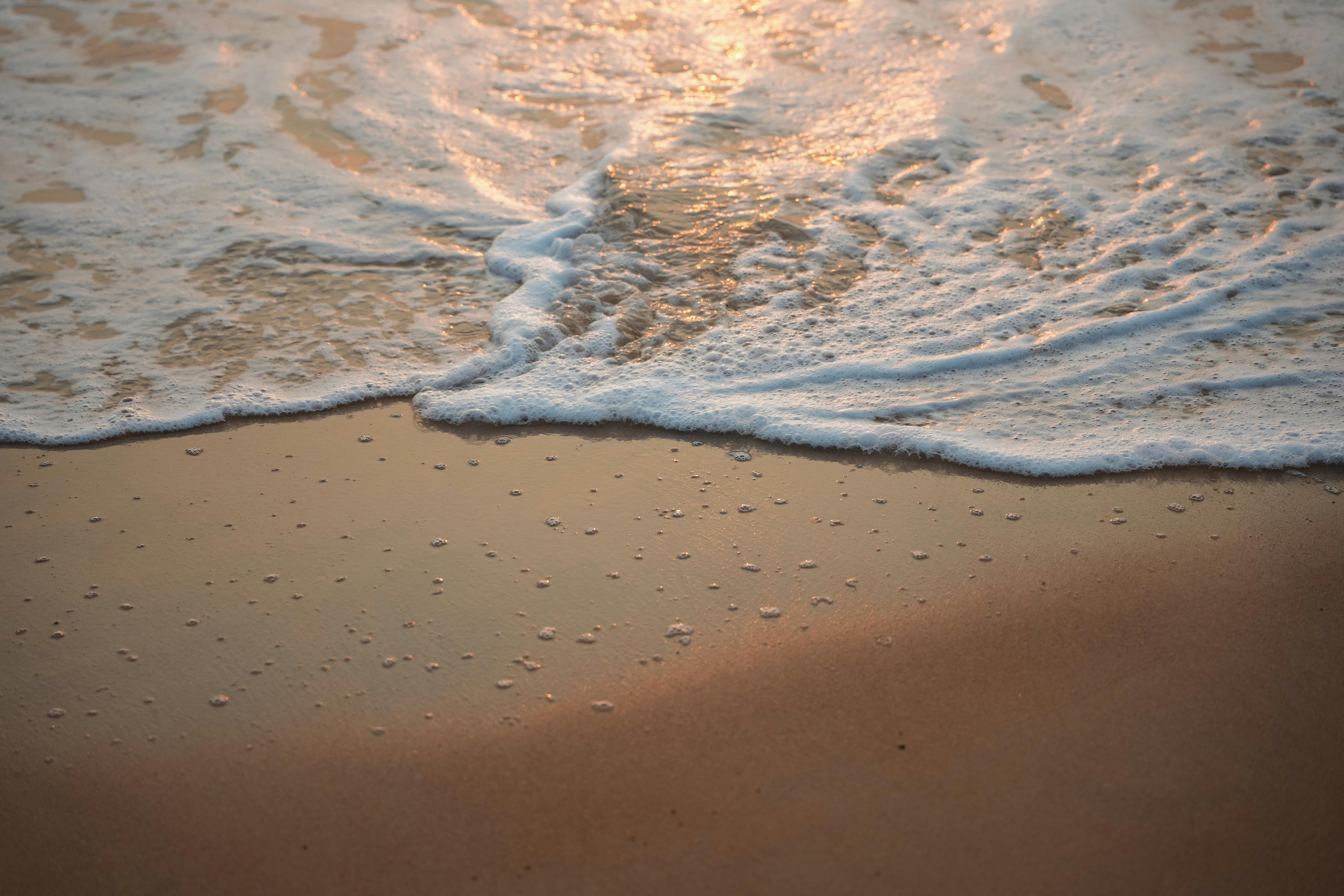Calm Sea Waves And Sunset Photos, Download The BEST Free Calm Sea Waves ...
