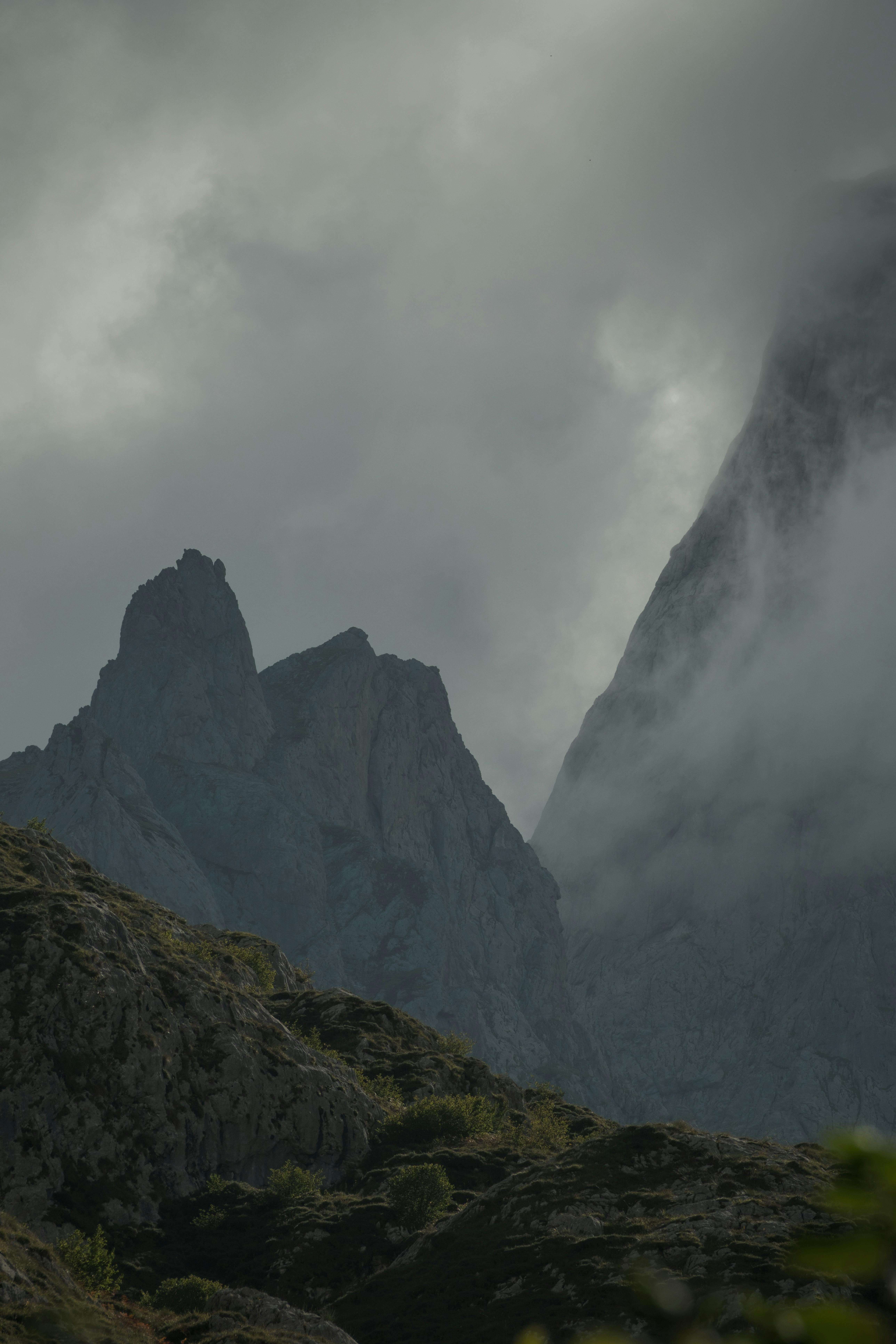 Dark Weather Photos, Download The BEST Free Dark Weather Stock Photos ...