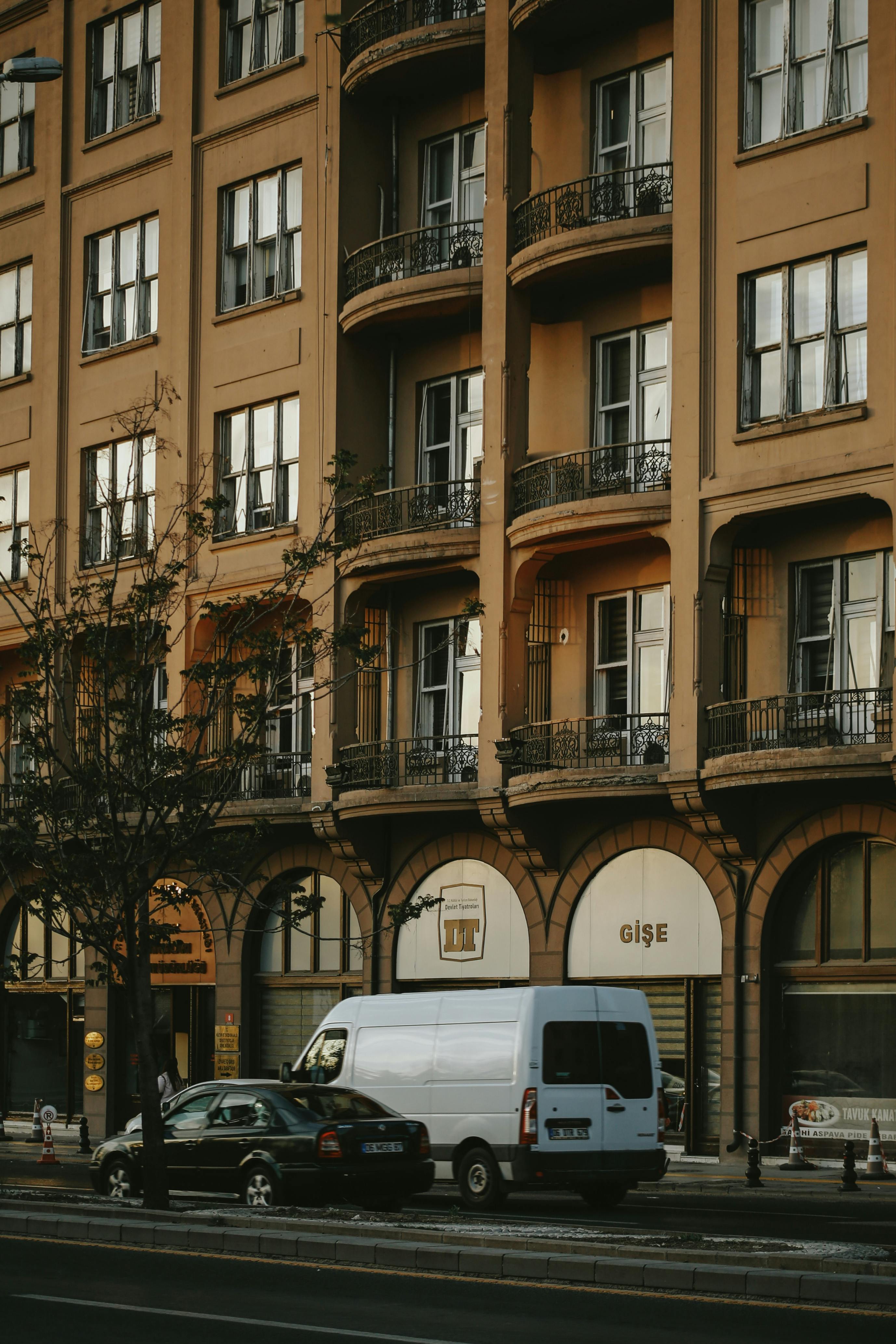 Building Front Photos, Download The BEST Free Building Front Stock ...