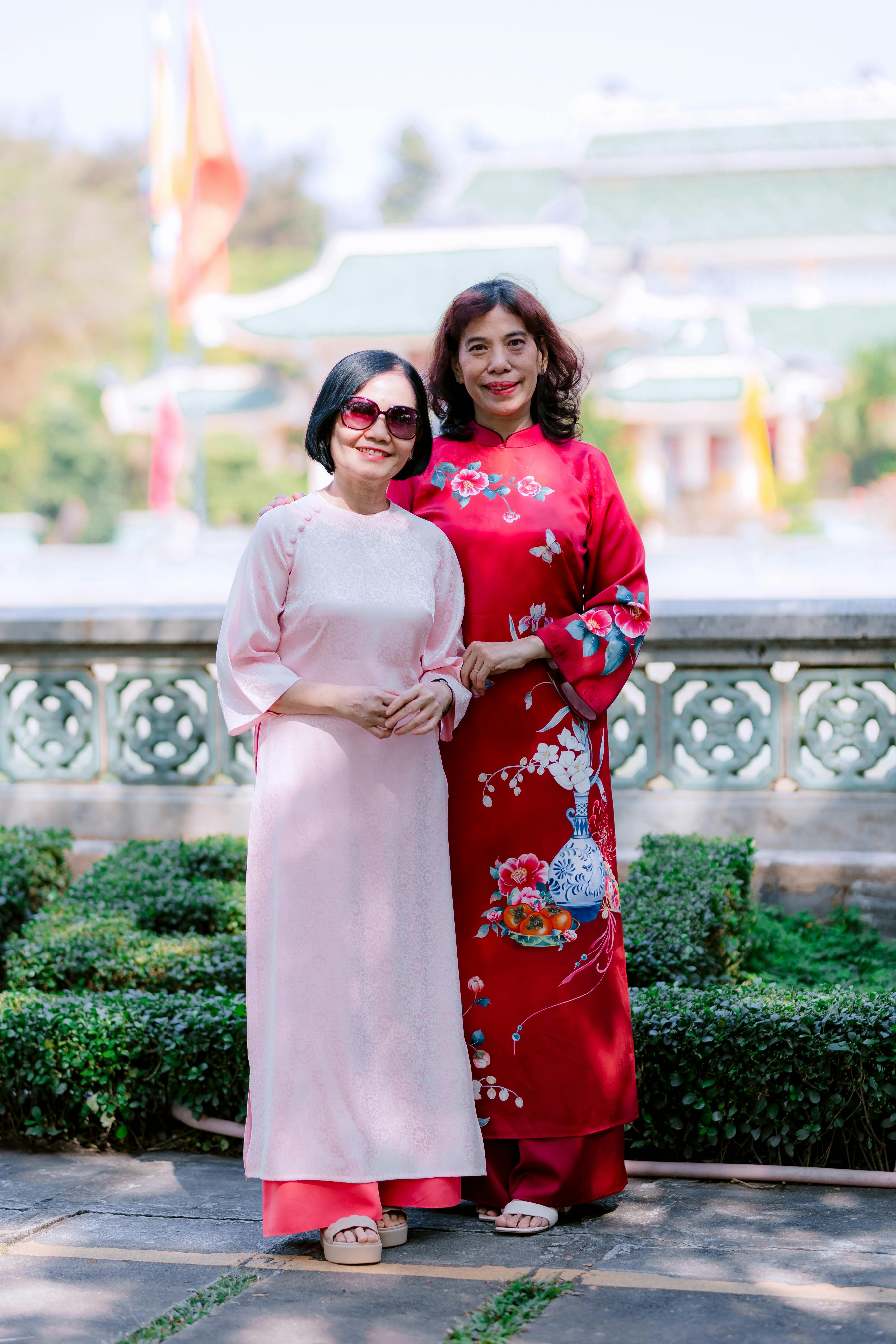 Nacked Ladies Photos, Download The BEST Free Nacked Ladies Stock Photos ...