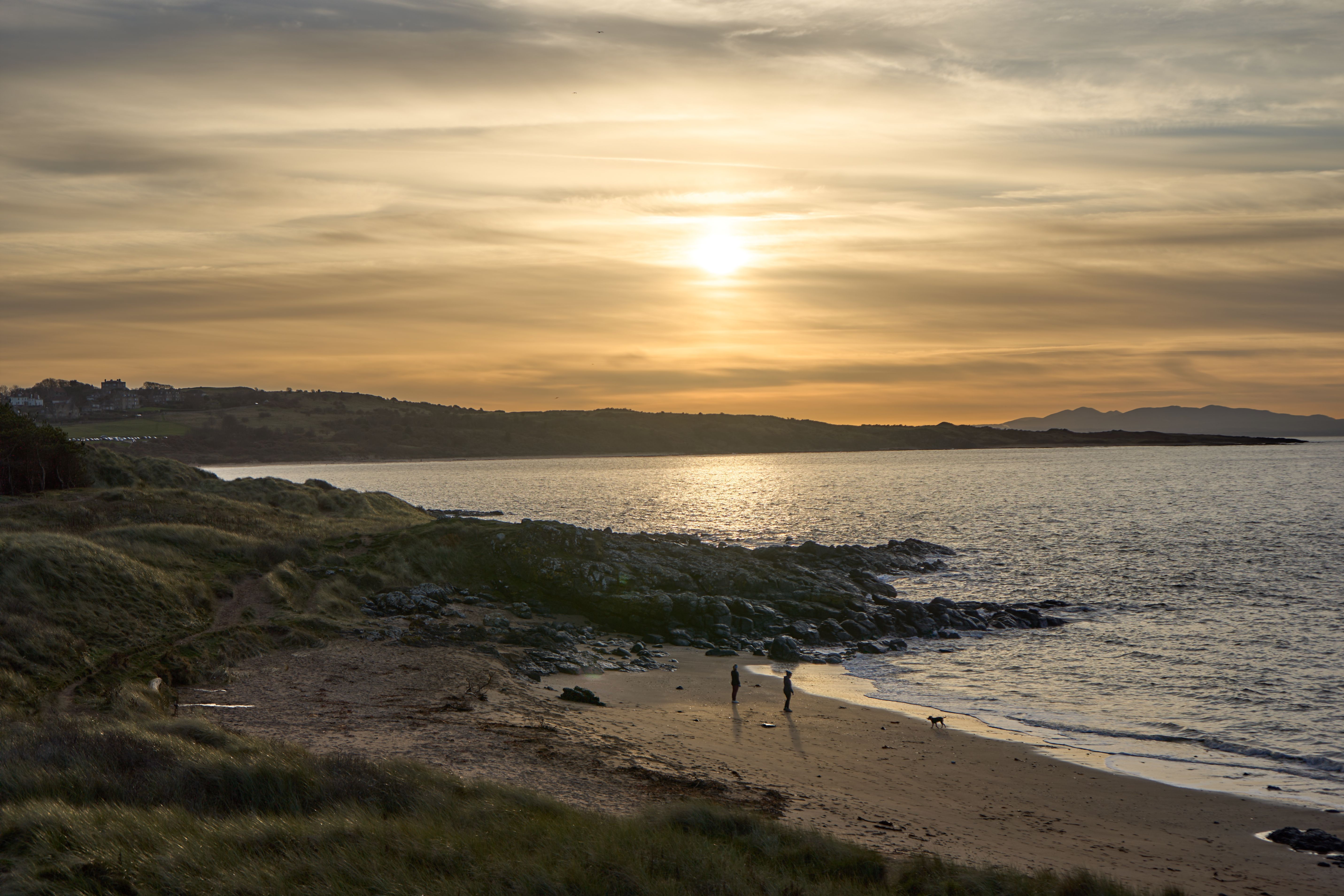 Serene Beach Sunset in Gullane, Scotland · Free Stock Photo