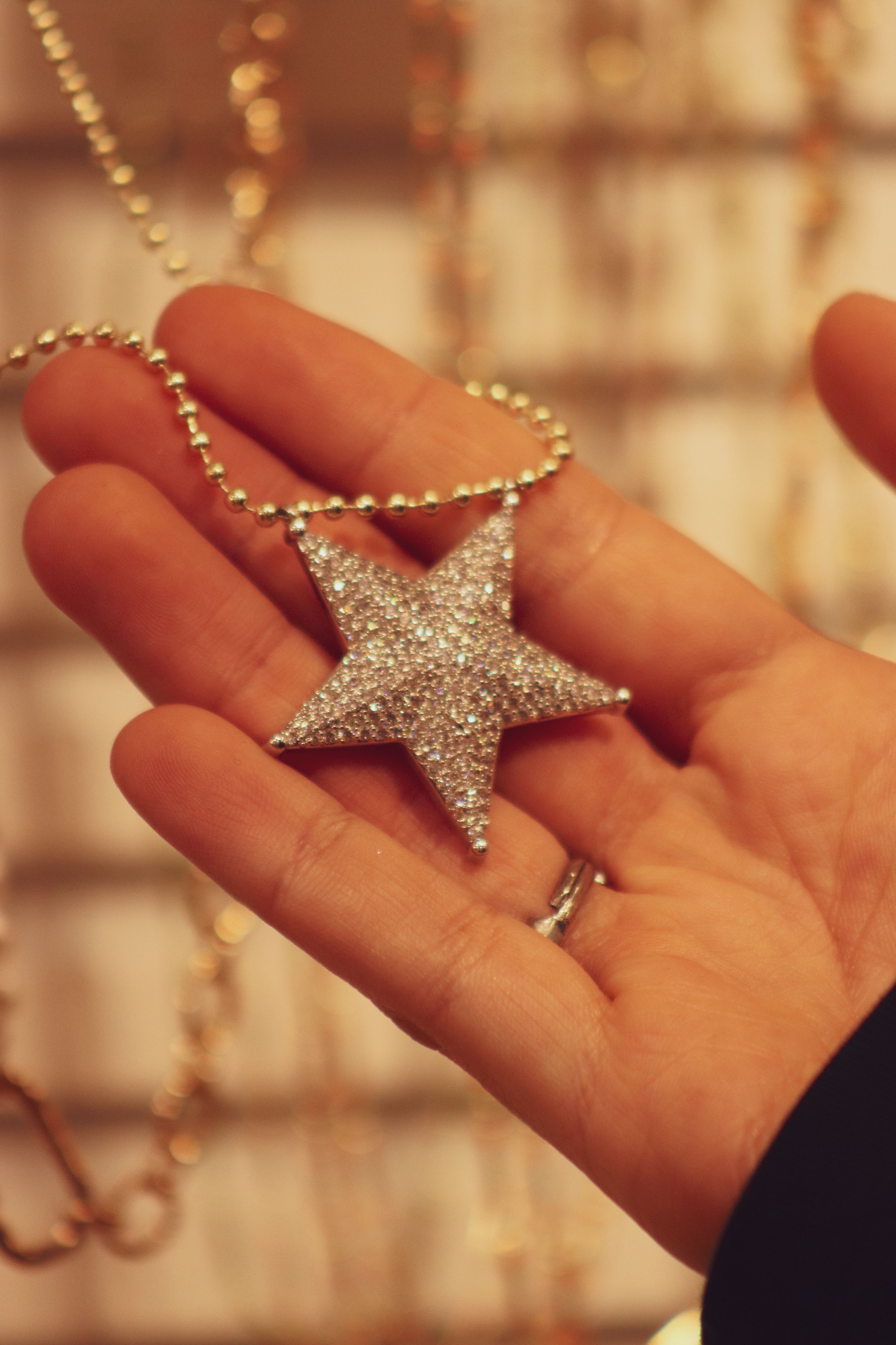 Hand Holding Star Photos, Download The BEST Free Hand Holding Star ...