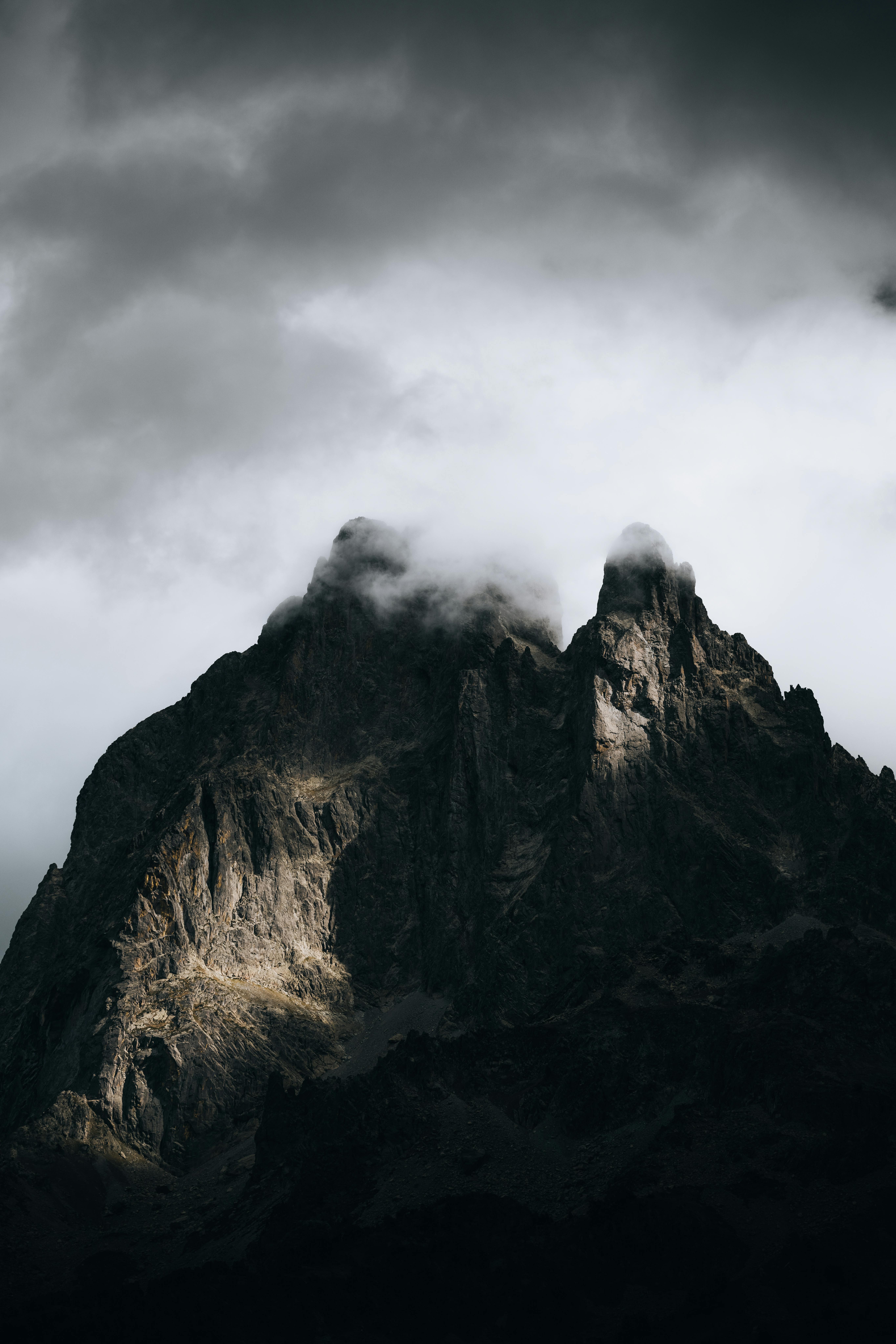 Dark Weather Photos, Download The BEST Free Dark Weather Stock Photos ...