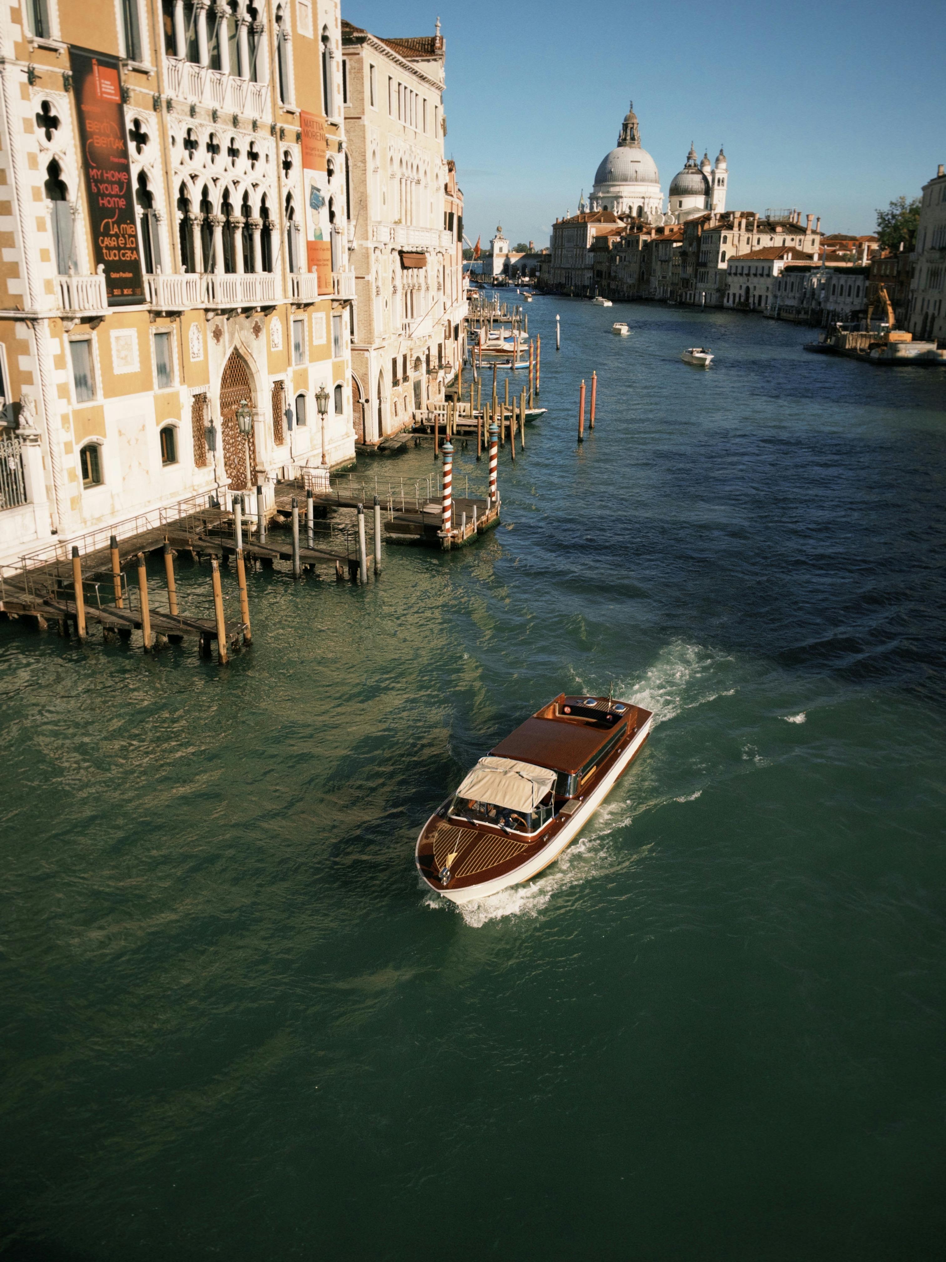 Romantic+Kisses+On+Neck+Gif Photos, Download The BEST Free Romantic ...