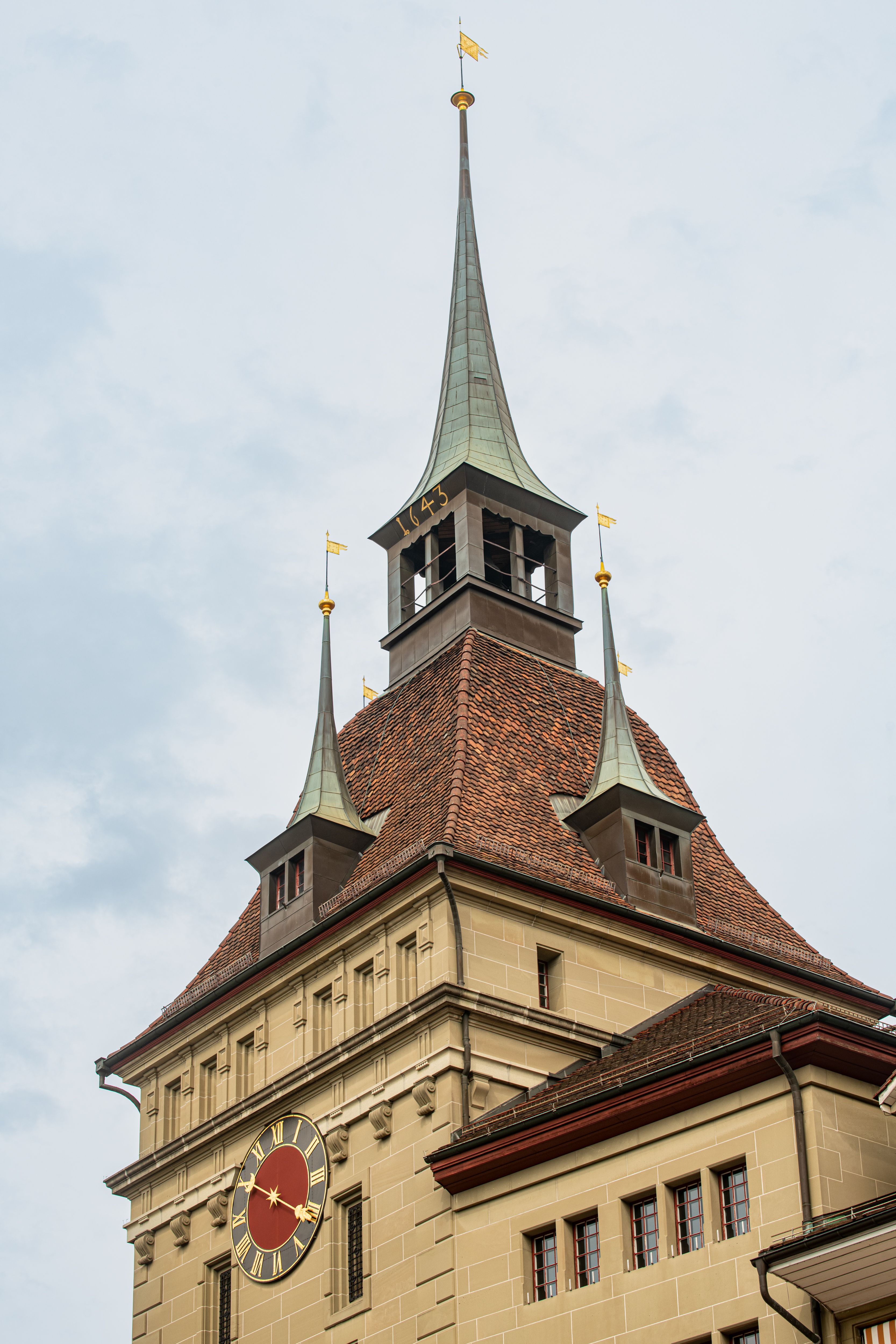 Historic Käfigturm Clock Tower in Bern, Switzerland · Free Stock Photo