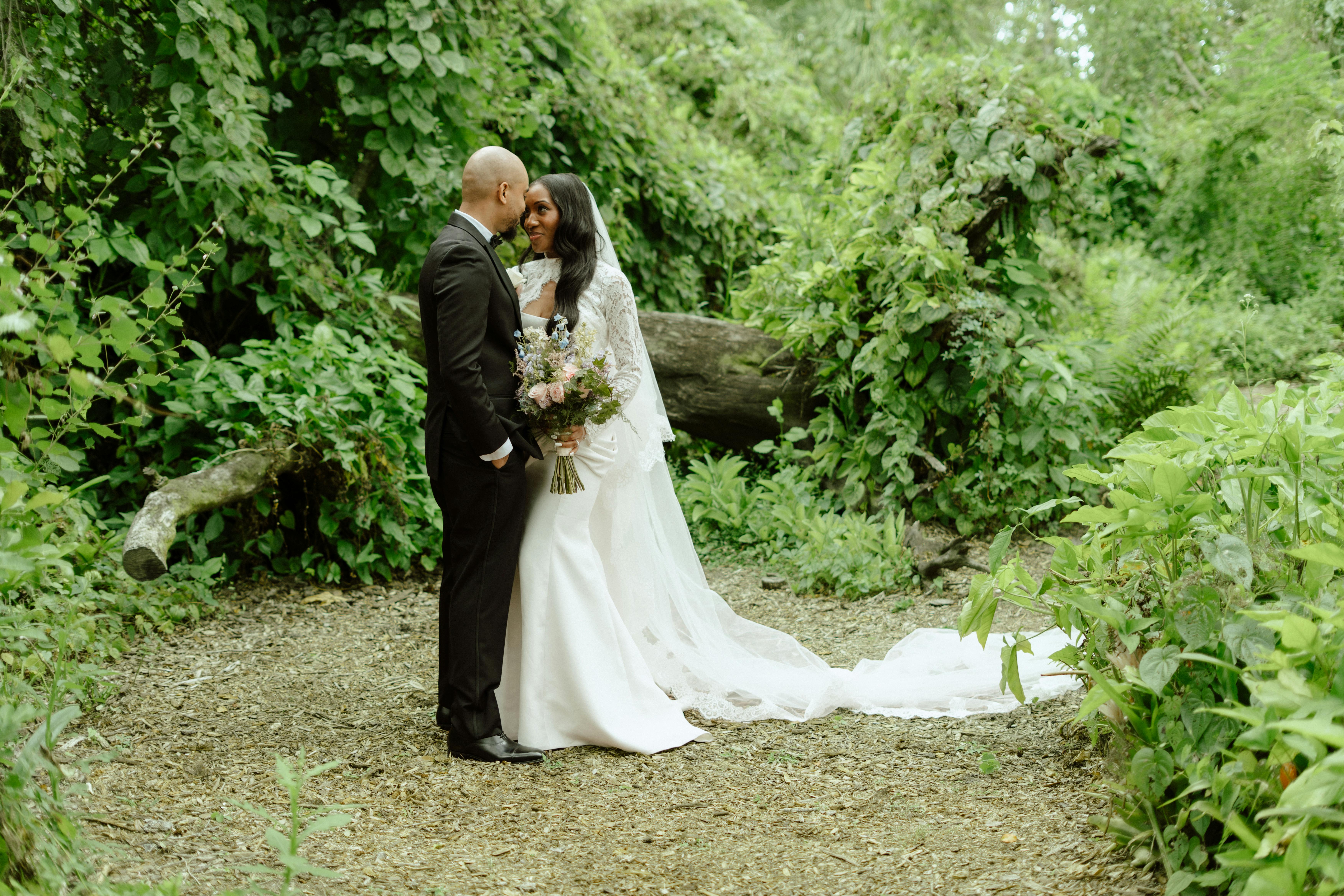 Romantic+Kisses+On+Neck+Gif Photos, Download The BEST Free Romantic ...