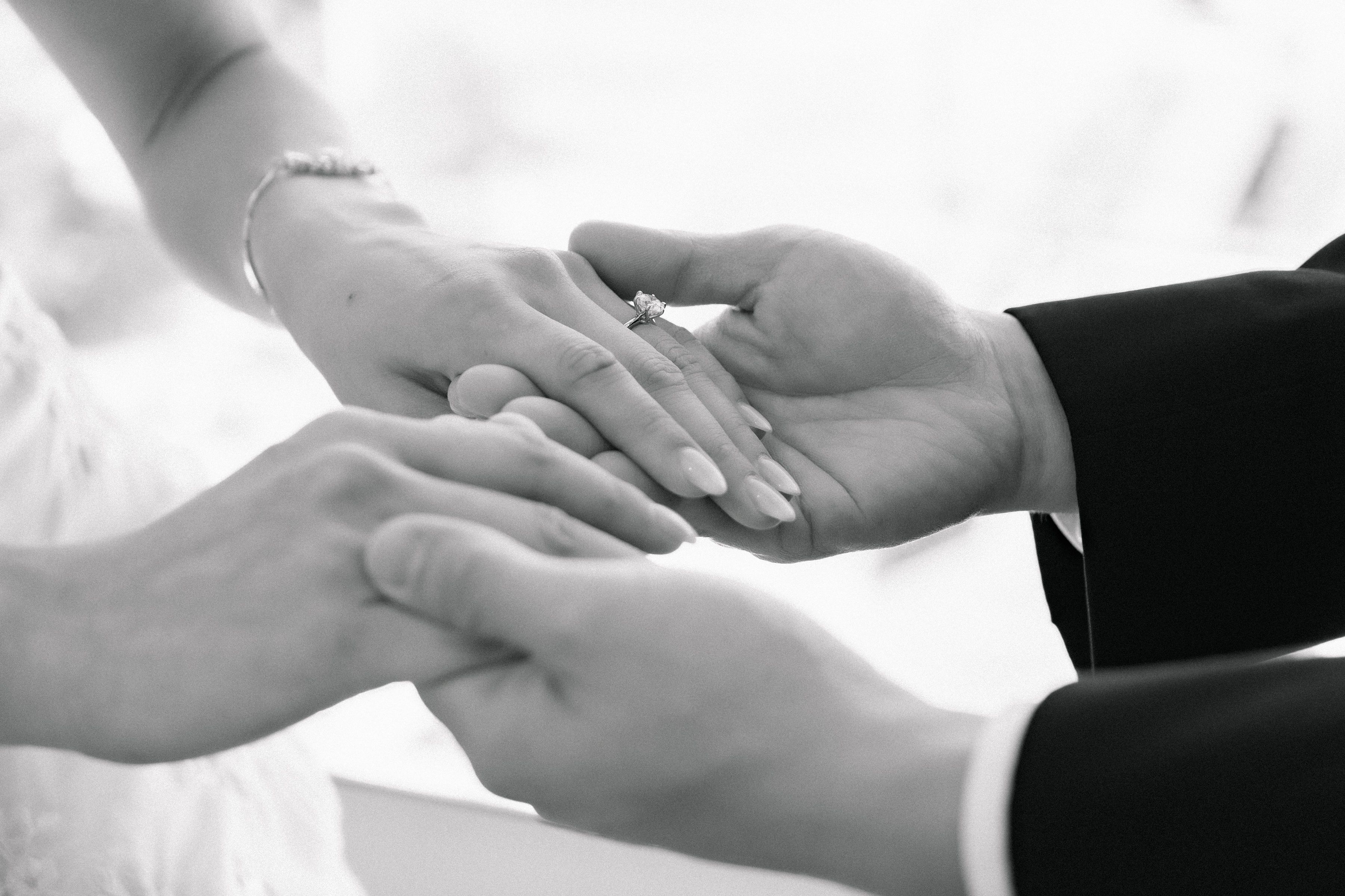 Couple Hands Photos, Download The BEST Free Couple Hands Stock Photos ...