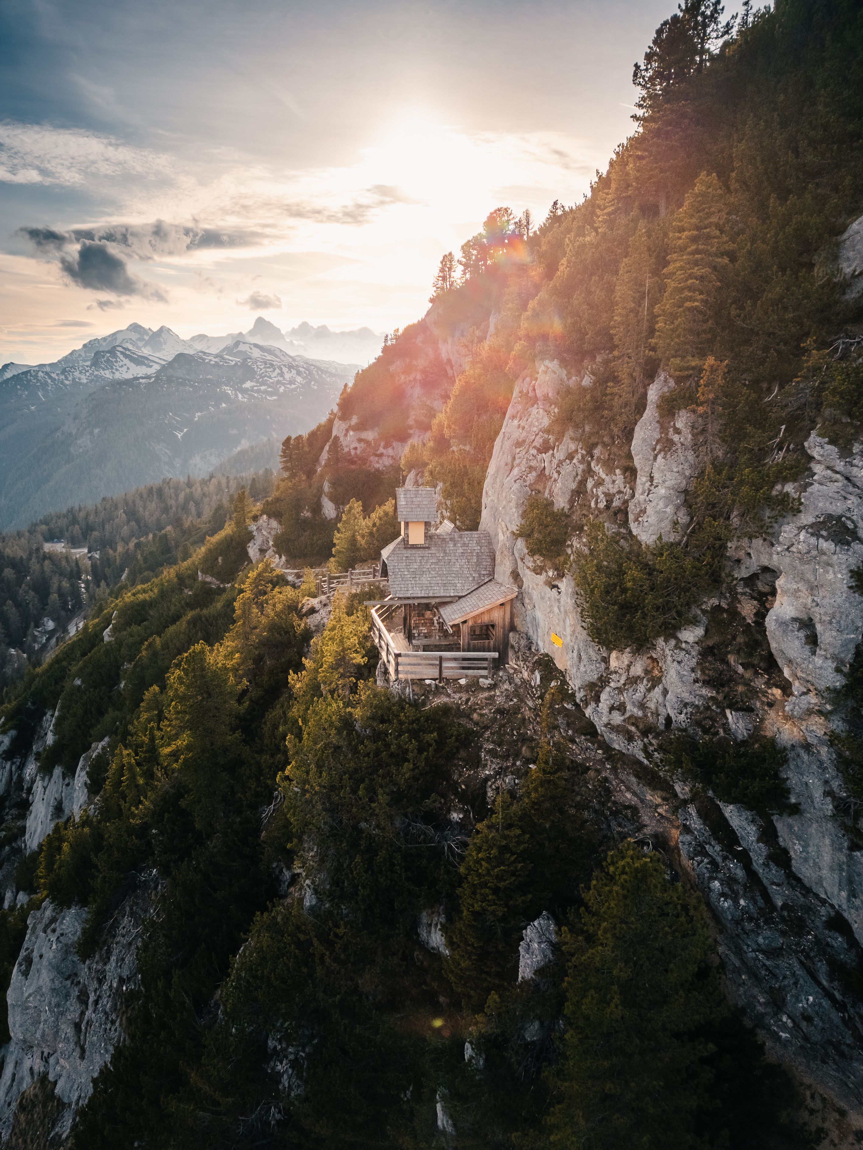 Stunning Alpine Sunrise Over Mountain Cabin in Austria · Free Stock Photo