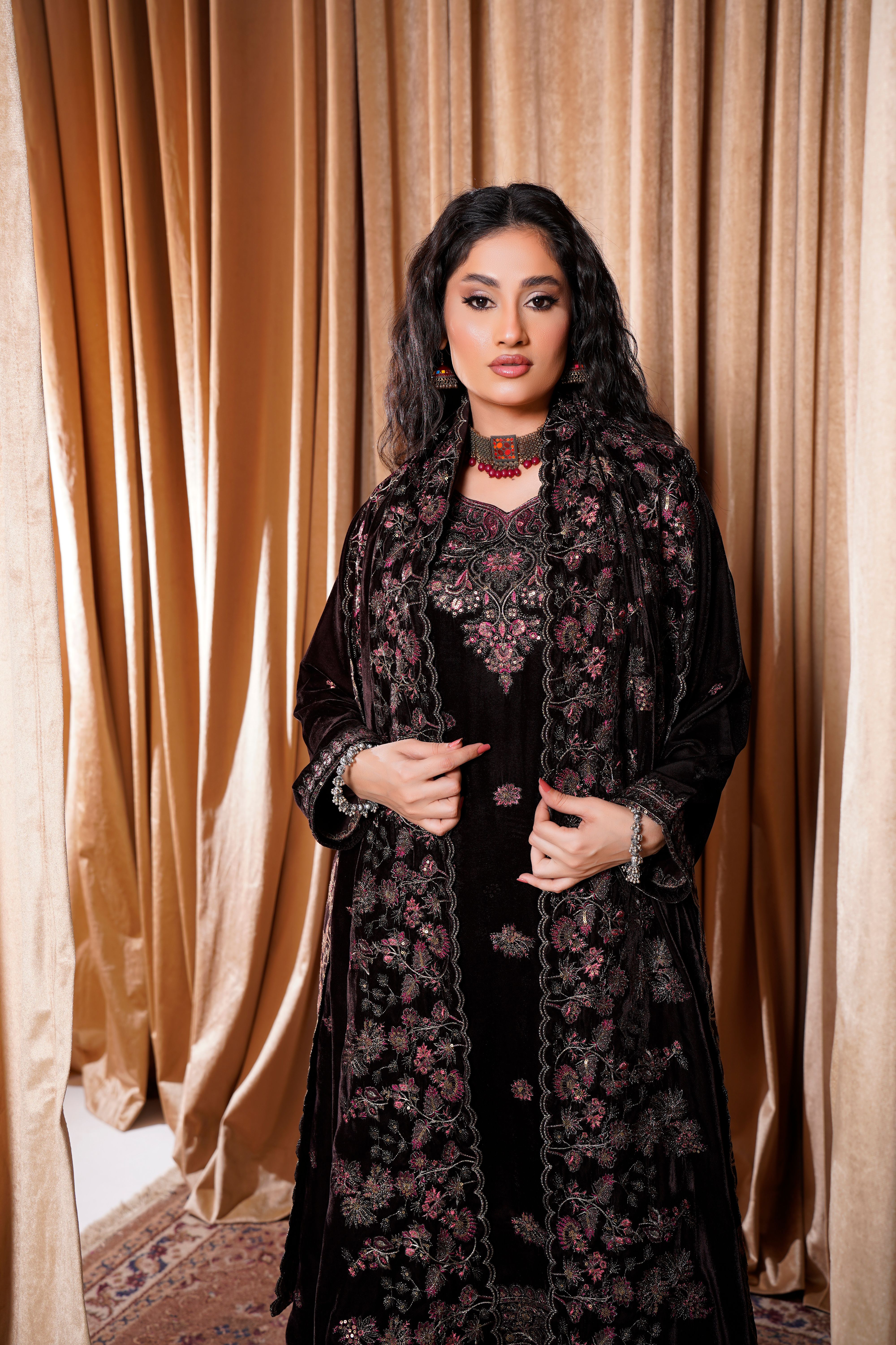 Womens Dresses Photos, Download The BEST Free Womens Dresses Stock ...
