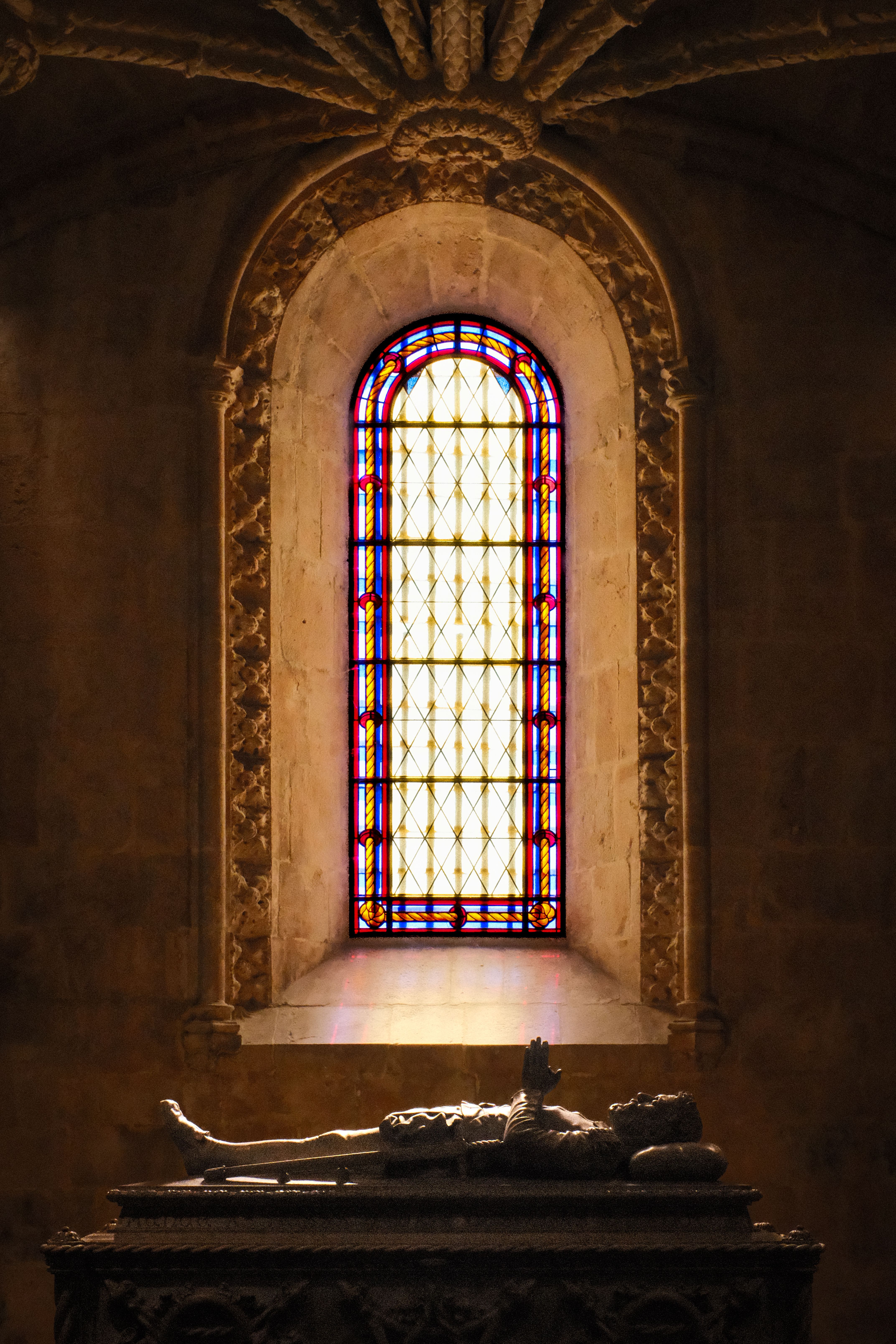 Gothic Style Church Interior with Tomb · Free Stock Photo