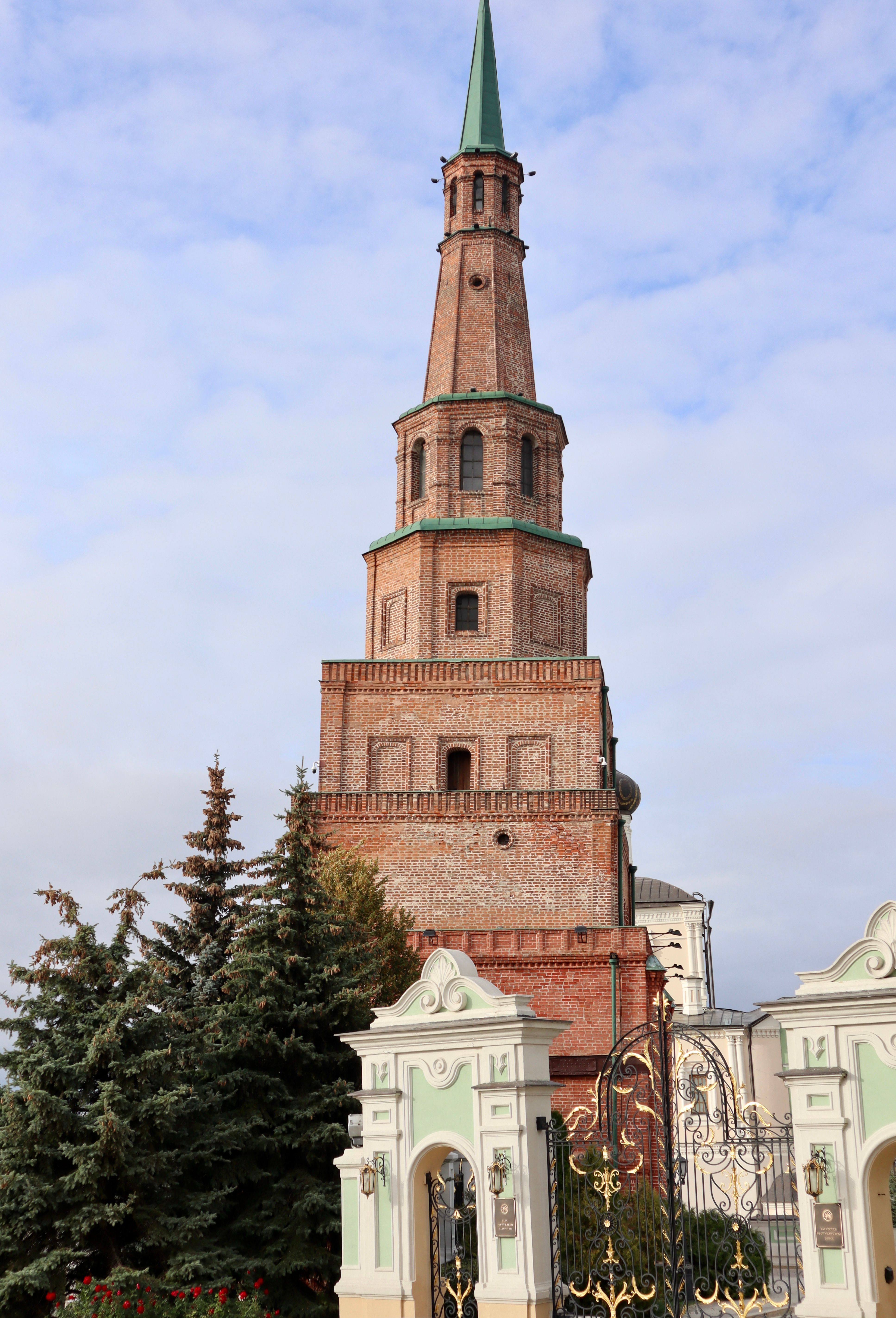 Iconic Kul Sharif Minaret in Kazan, Russia · Free Stock Photo