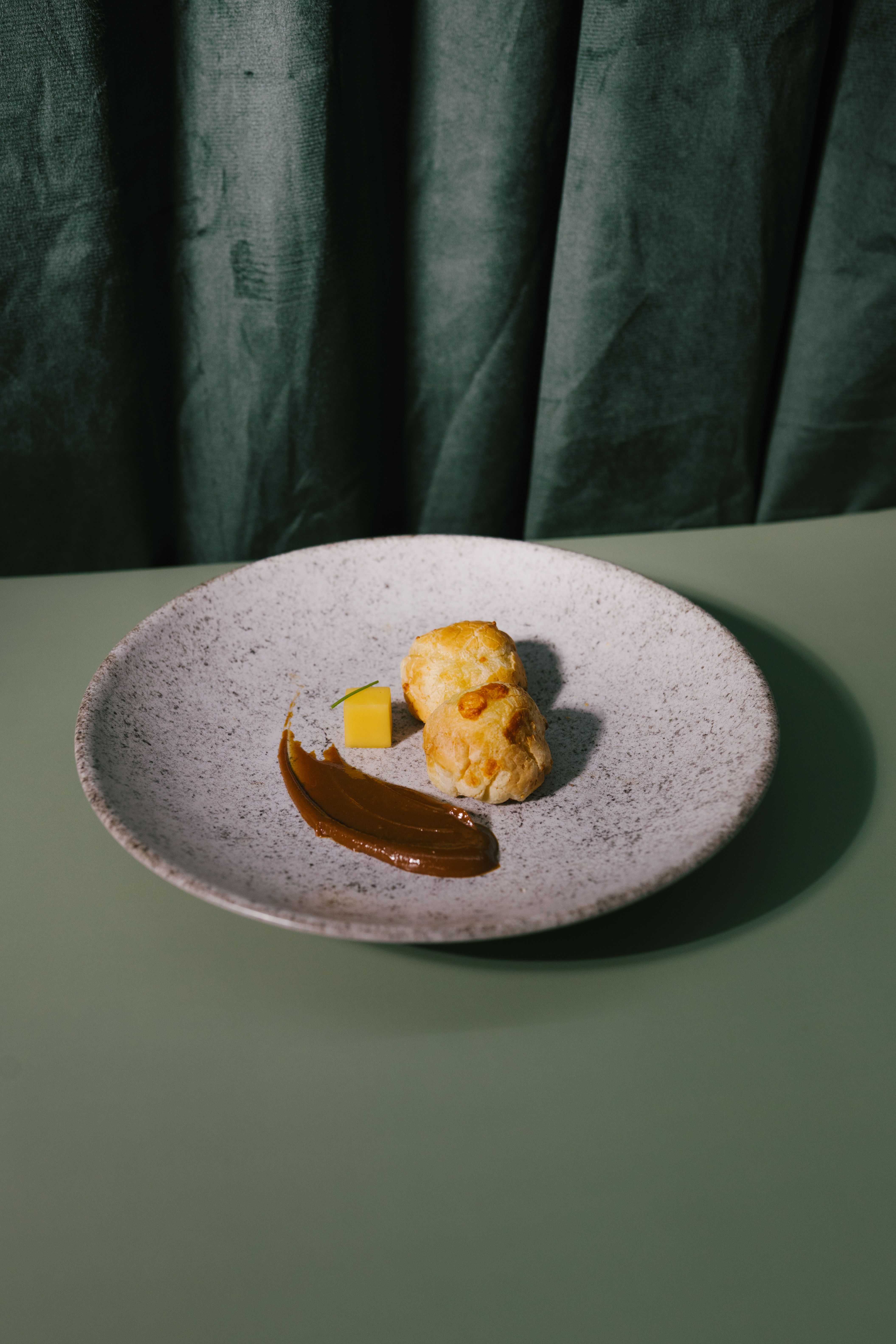 Elegant Brazilian Dessert on Stoneware Plate · Free Stock Photo